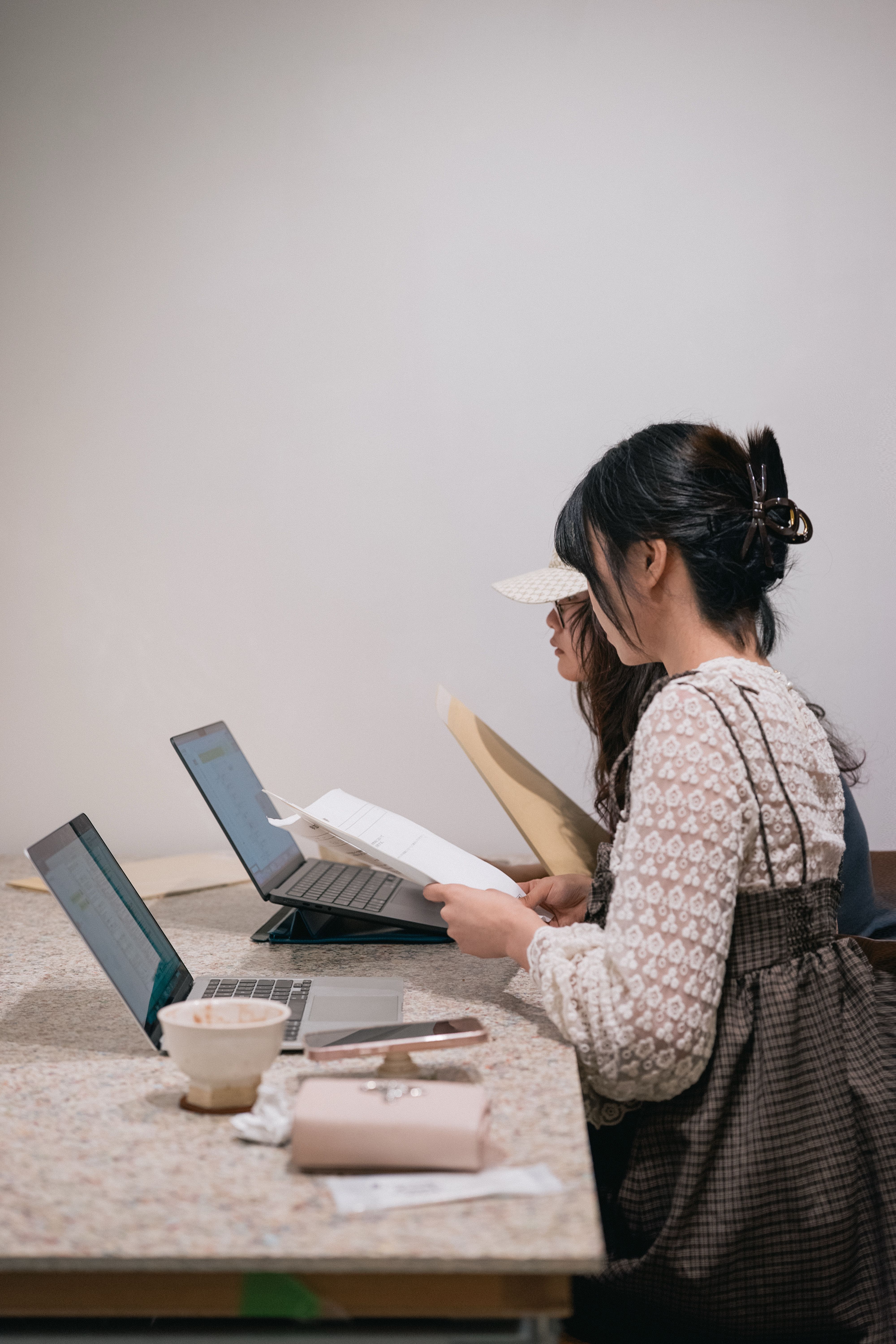 Japanese Students Engaged in Collaborative Study Session · Free Stock Photo