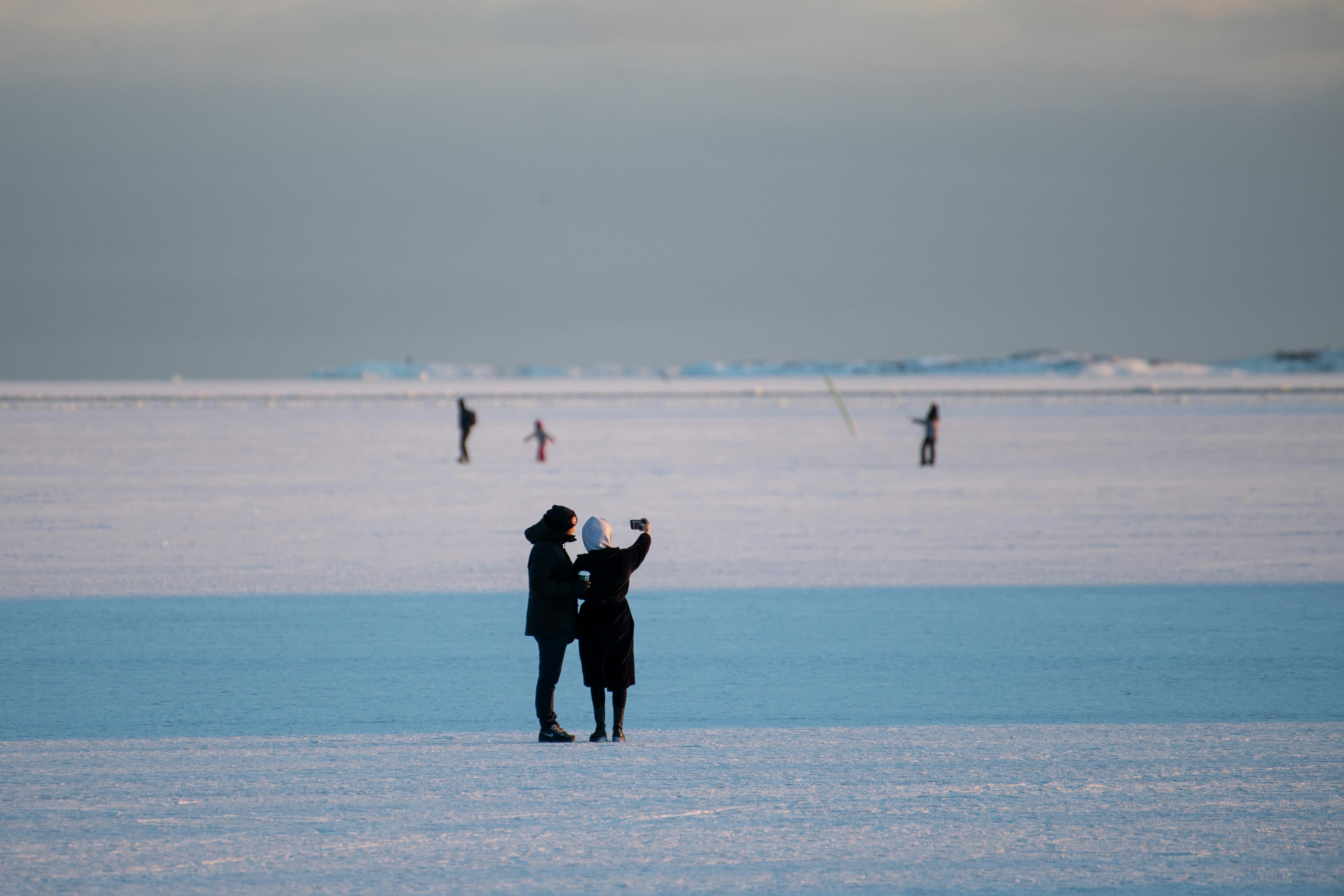 Find+Pictures+Macbook+Pro Photos, Download The BEST Free Find+Pictures ...