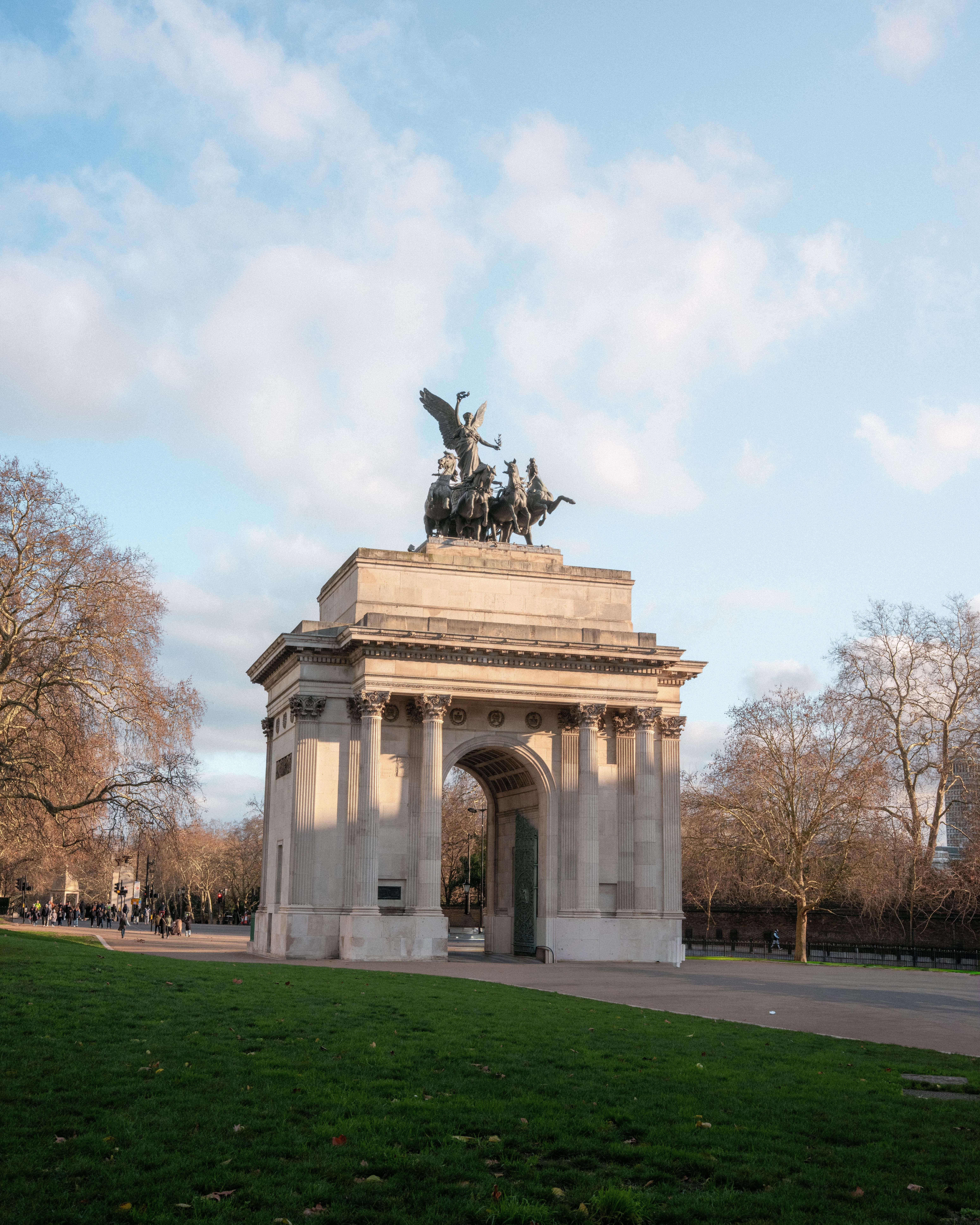Stunning View of Wellington Arch in London · Free Stock Photo