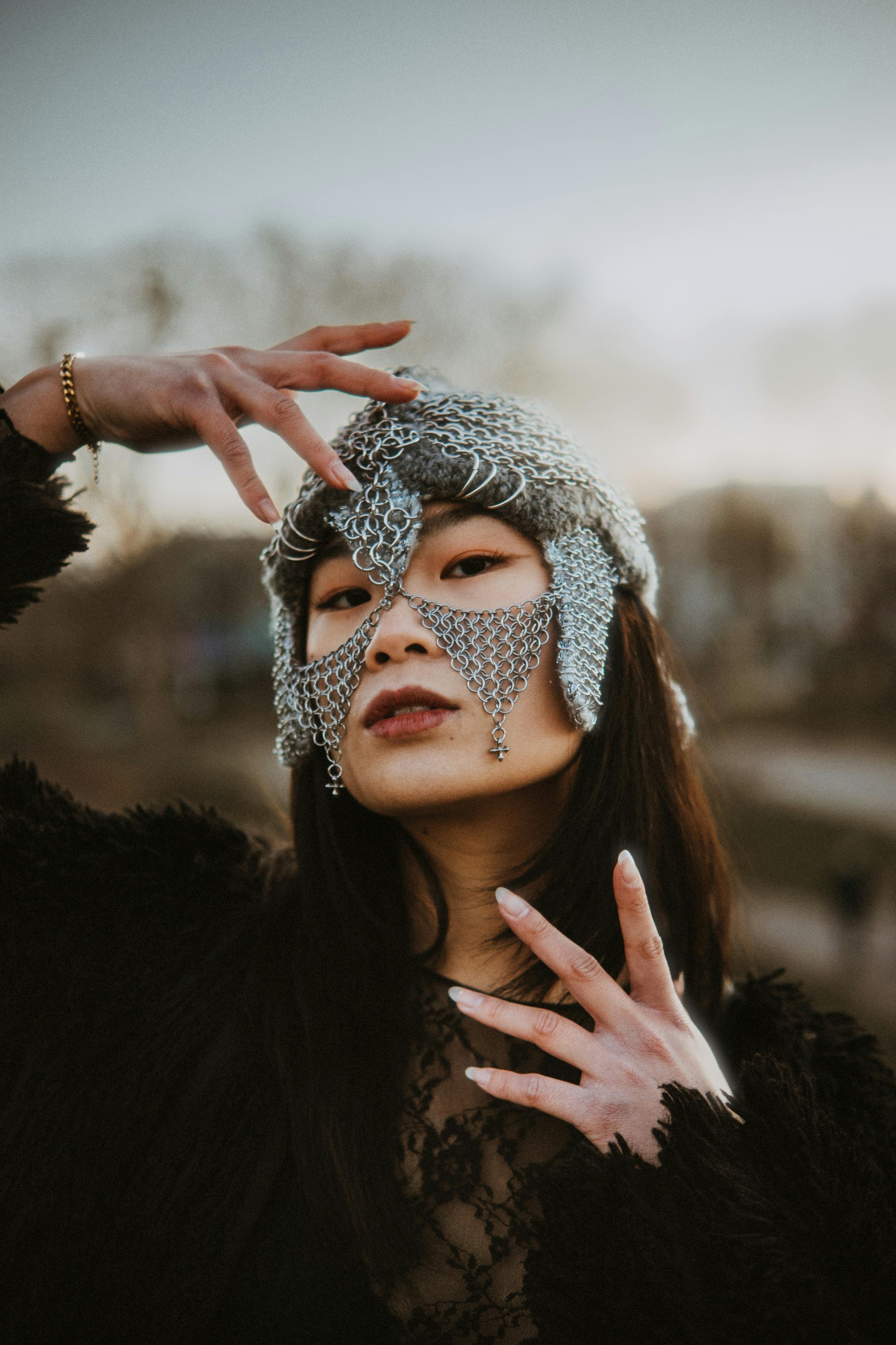 Woman Pfp Photos, Download The BEST Free Woman Pfp Stock Photos & HD Images