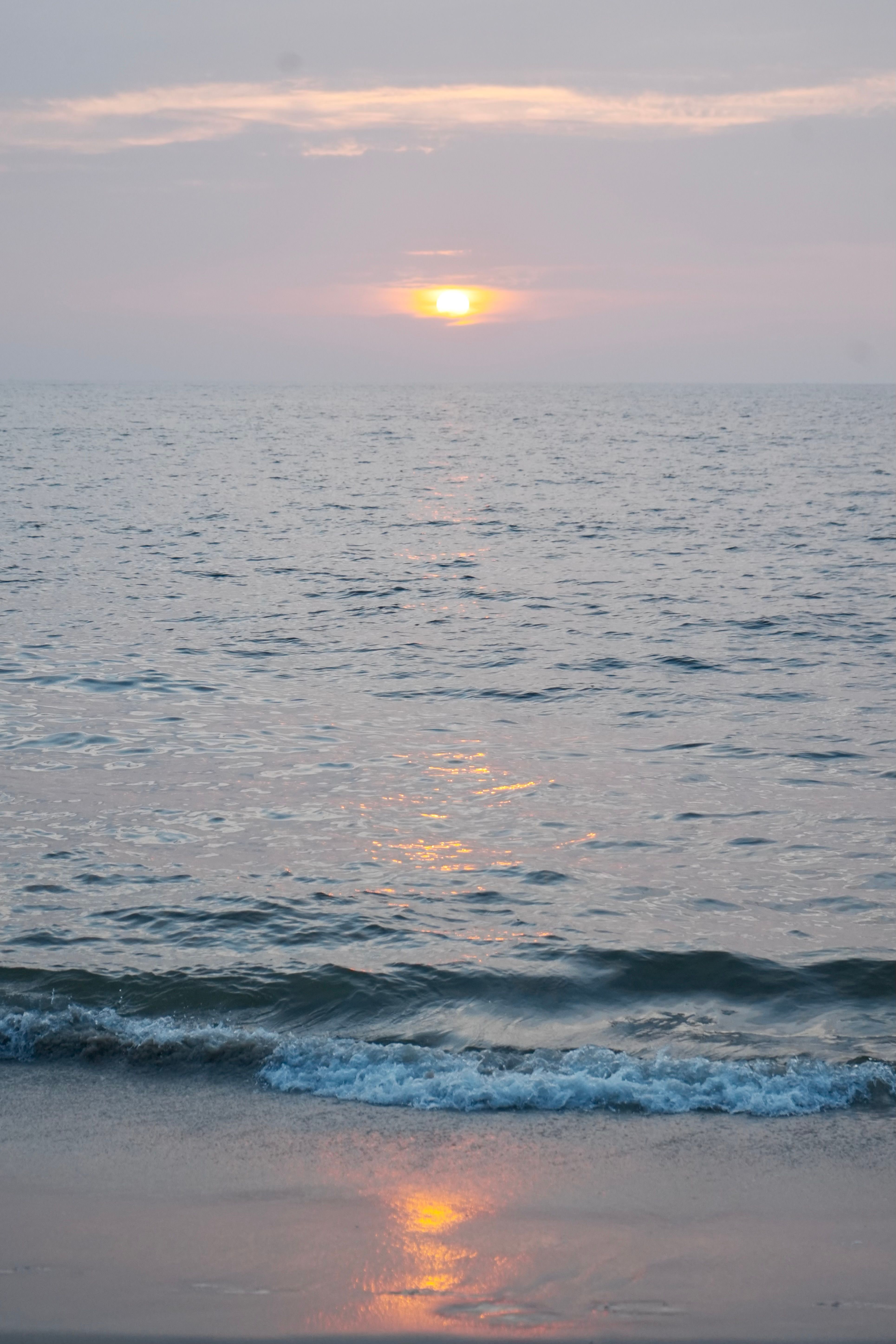 Calm Sea Waves And Sunset Photos, Download The BEST Free Calm Sea Waves ...