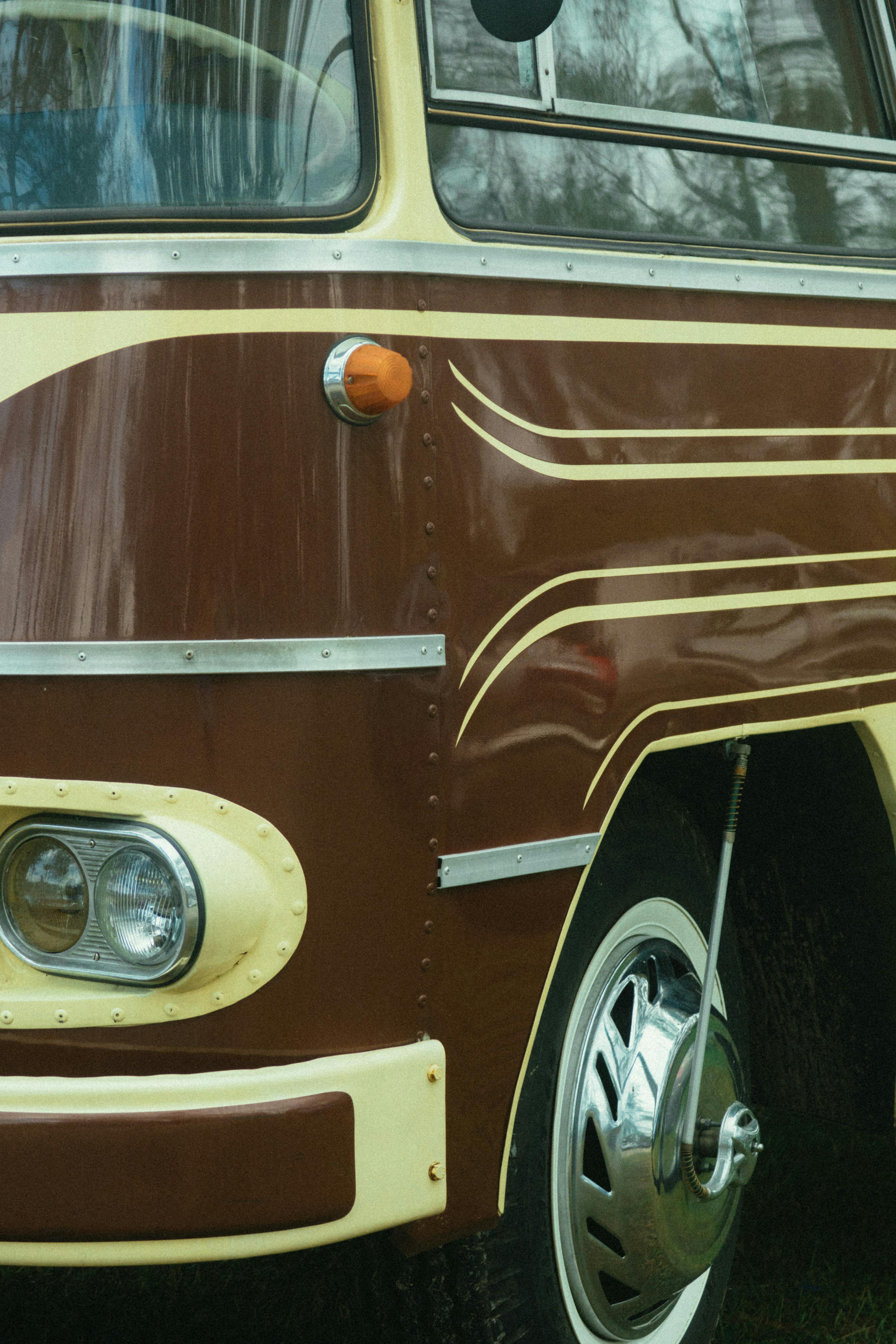 Brown Van · Free Stock Photo