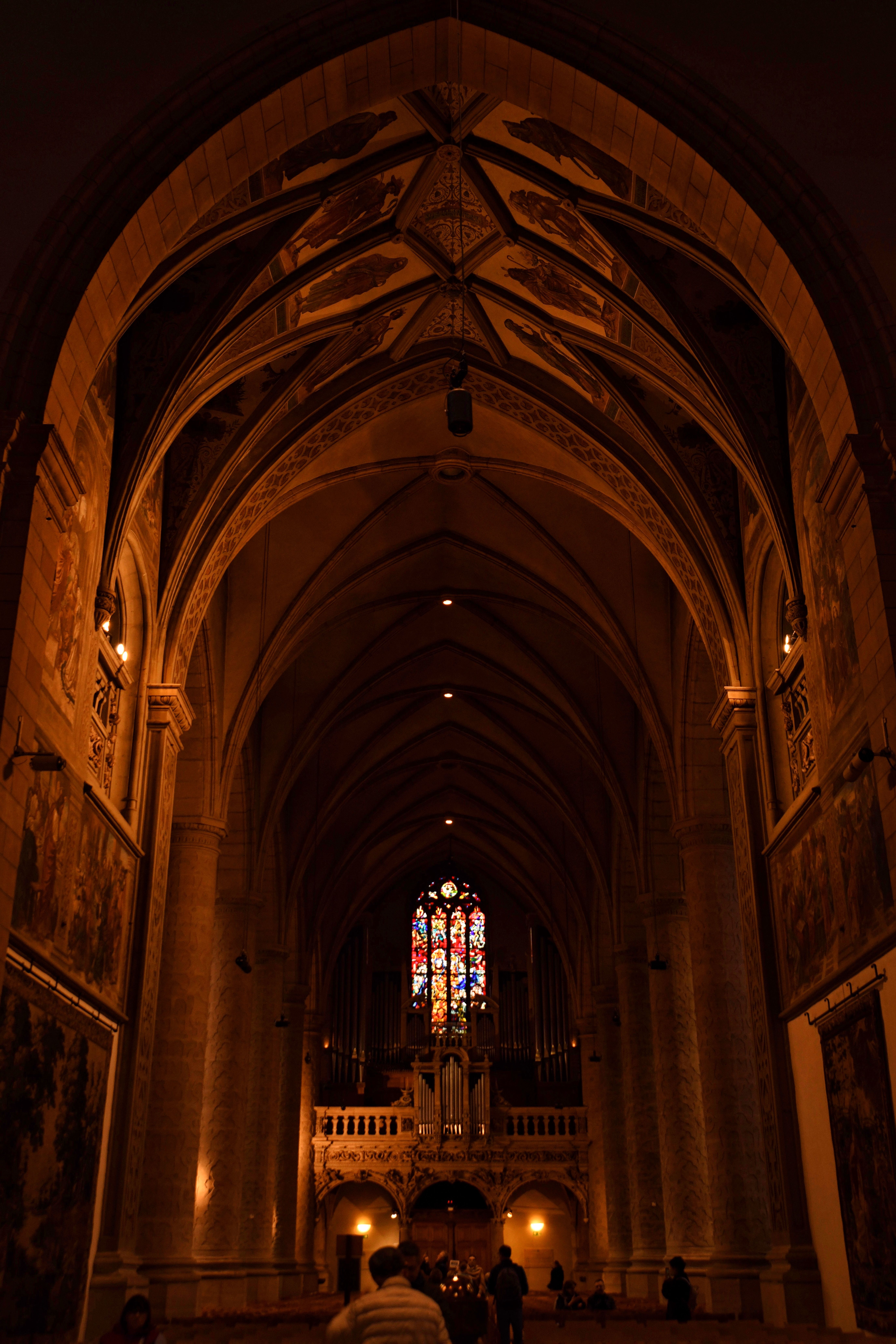 Stunning Gothic Church Interior with Stained Glass · Free Stock Photo