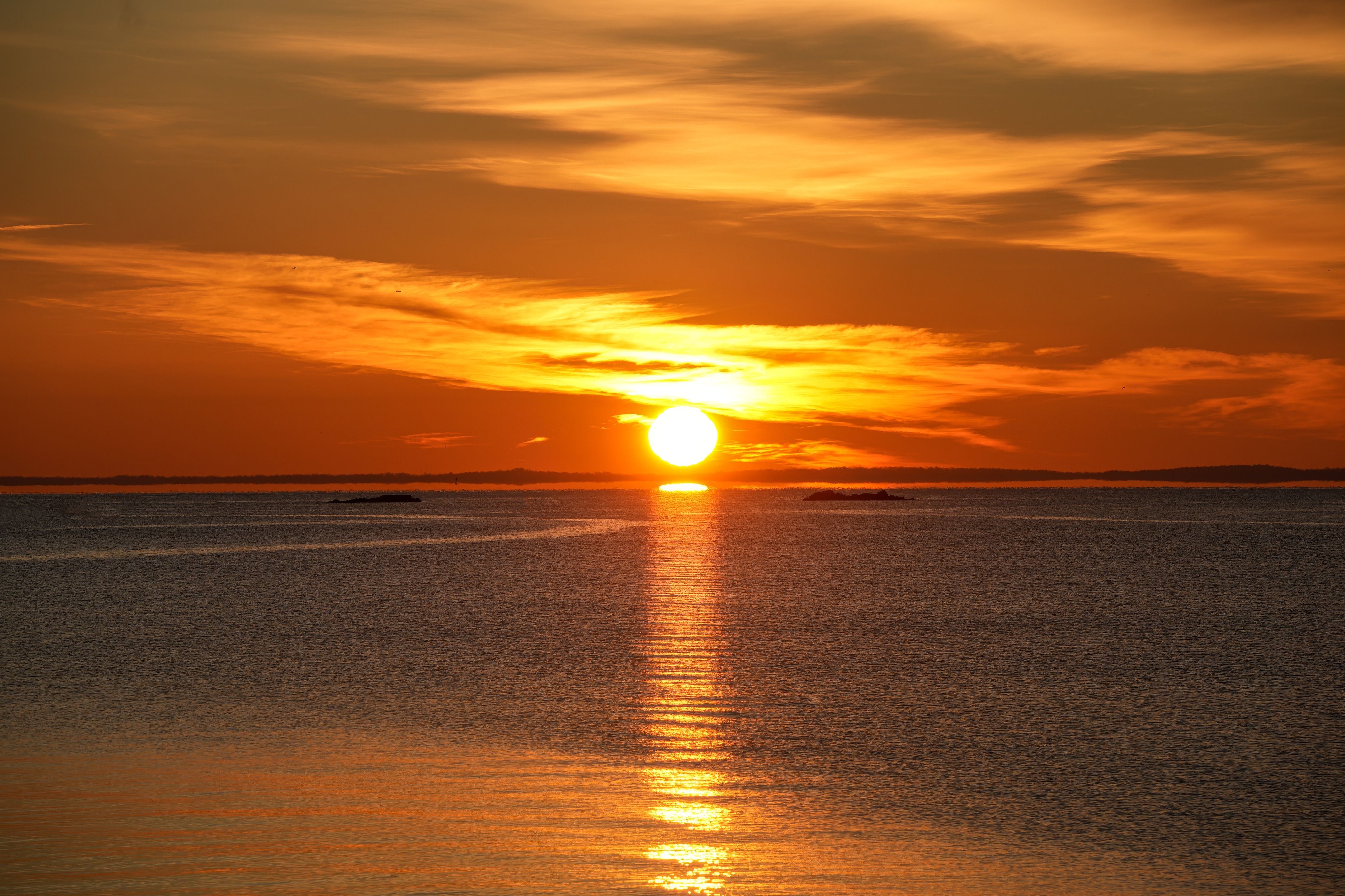 Sunsets Over Water Photos, Download The BEST Free Sunsets Over Water ...