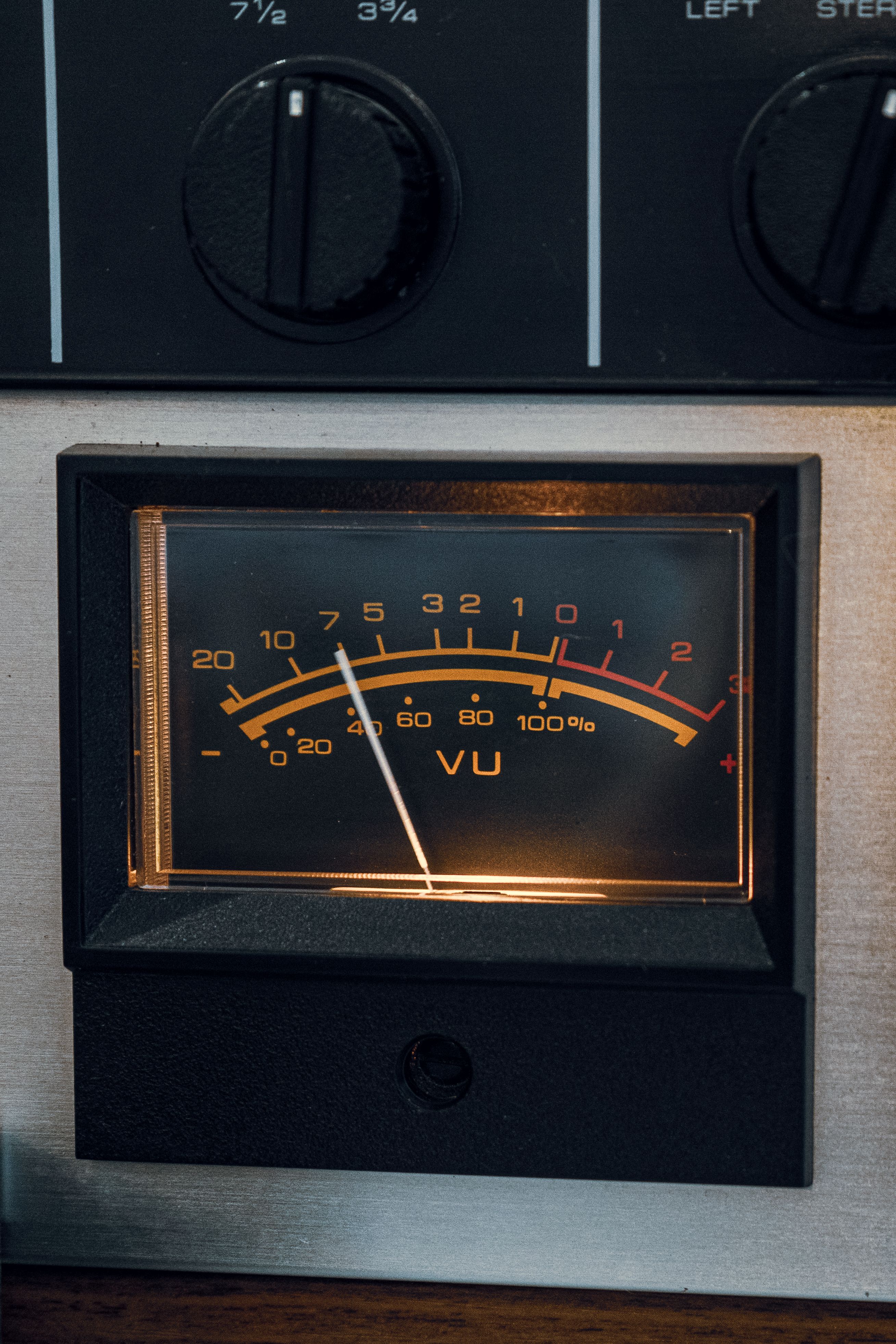 Close-up of Vintage VU Meter on Audio Equipment · Free Stock Photo