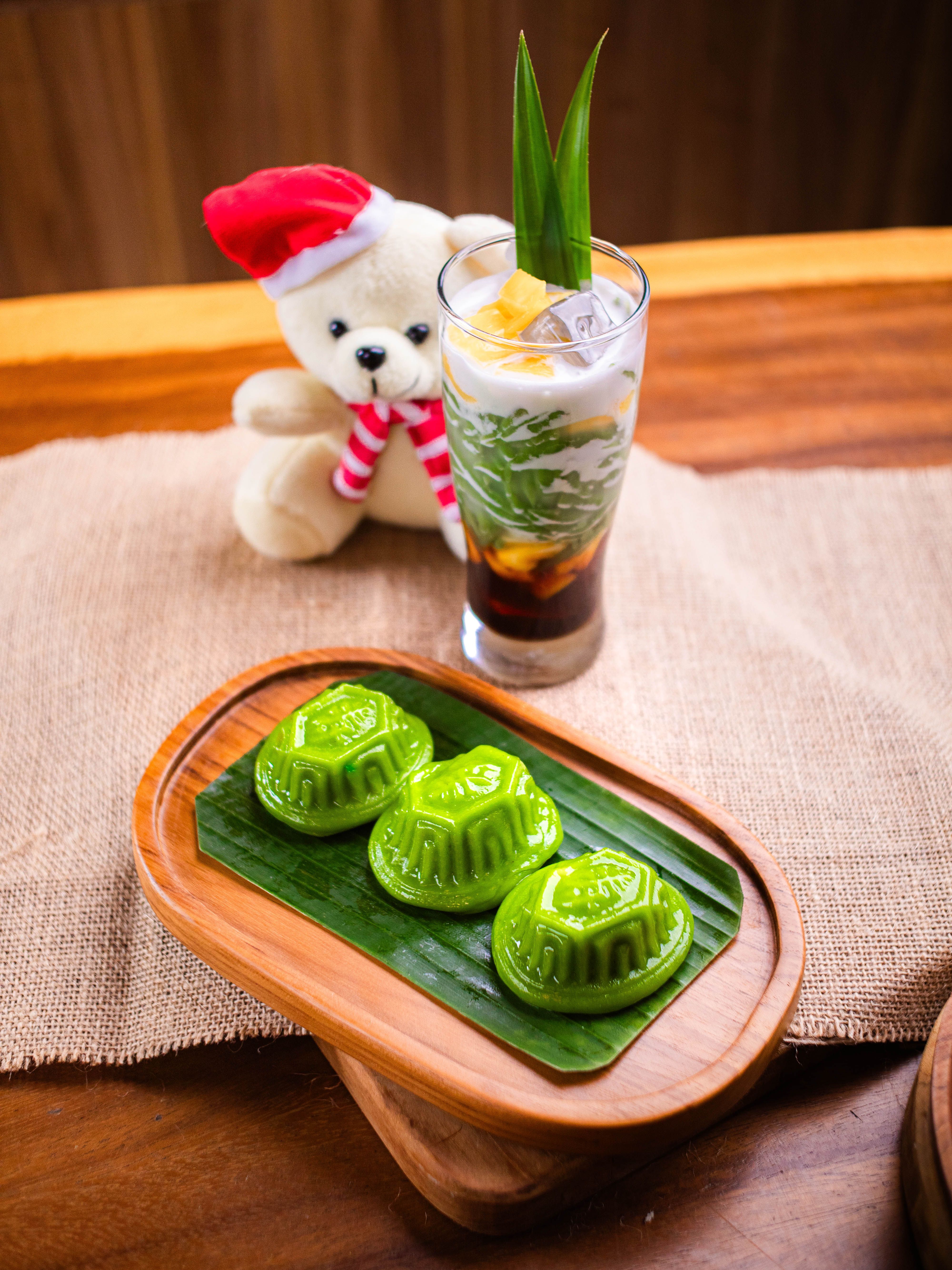 Teddy Swims Photos, Download The BEST Free Teddy Swims Stock Photos ...