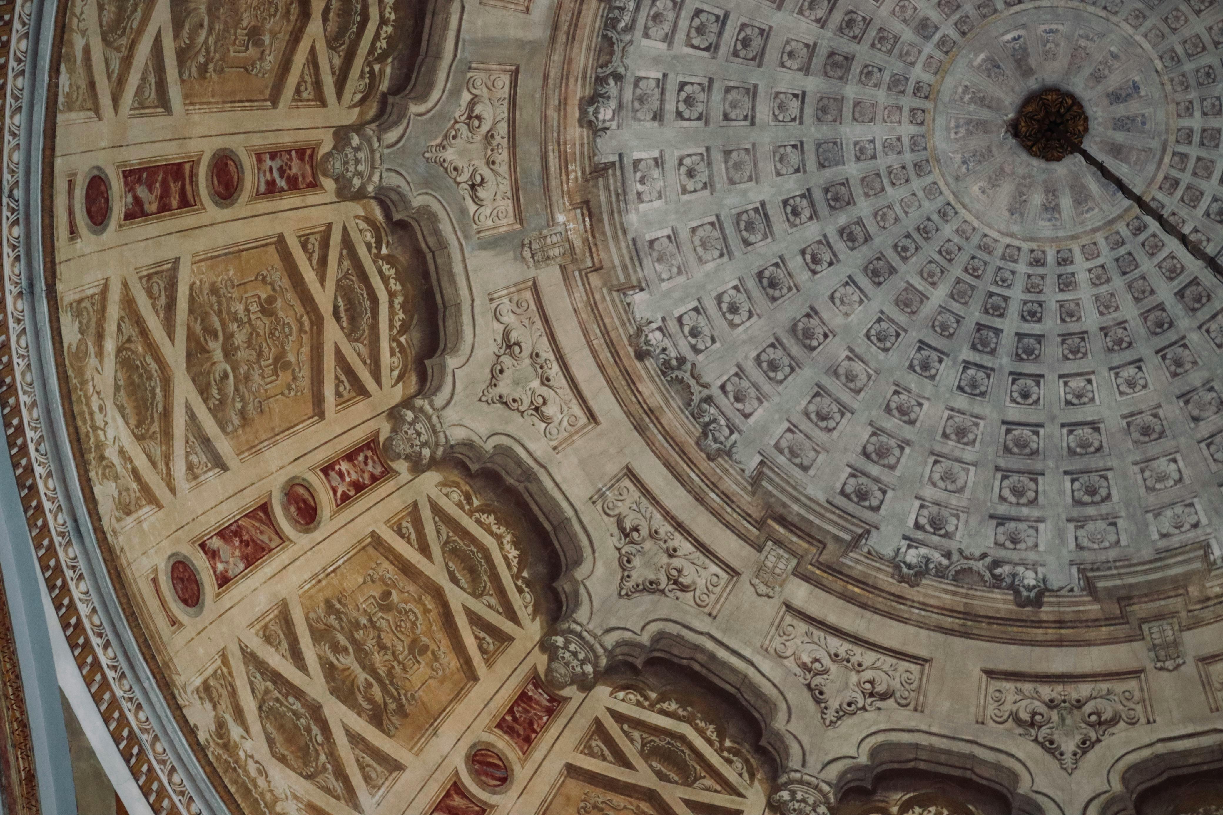 Vault Filled With Cash Photos, Download The BEST Free Vault Filled With ...