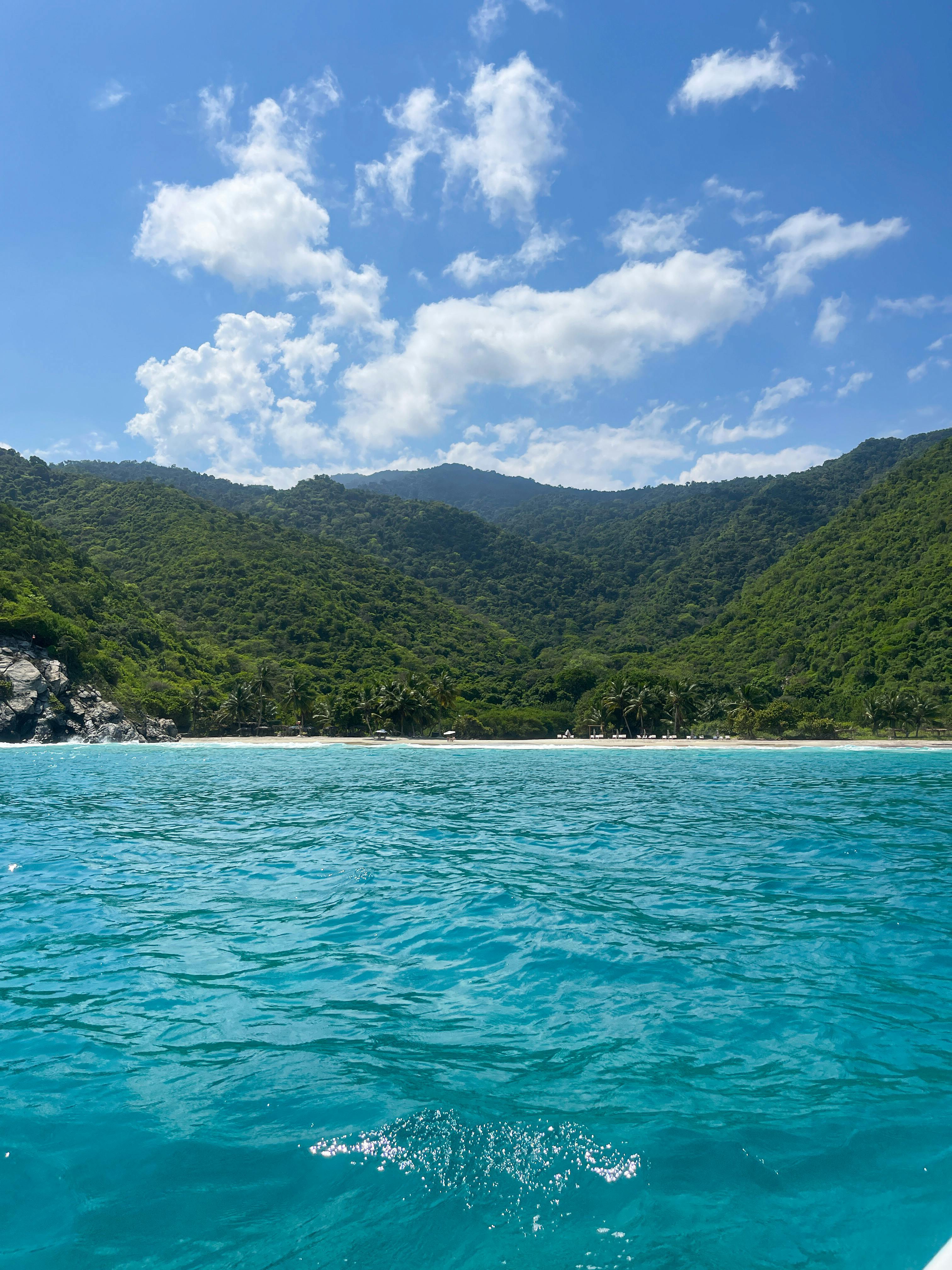 Tropical Beach Paradise in Choroni, Venezuela · Free Stock Photo
