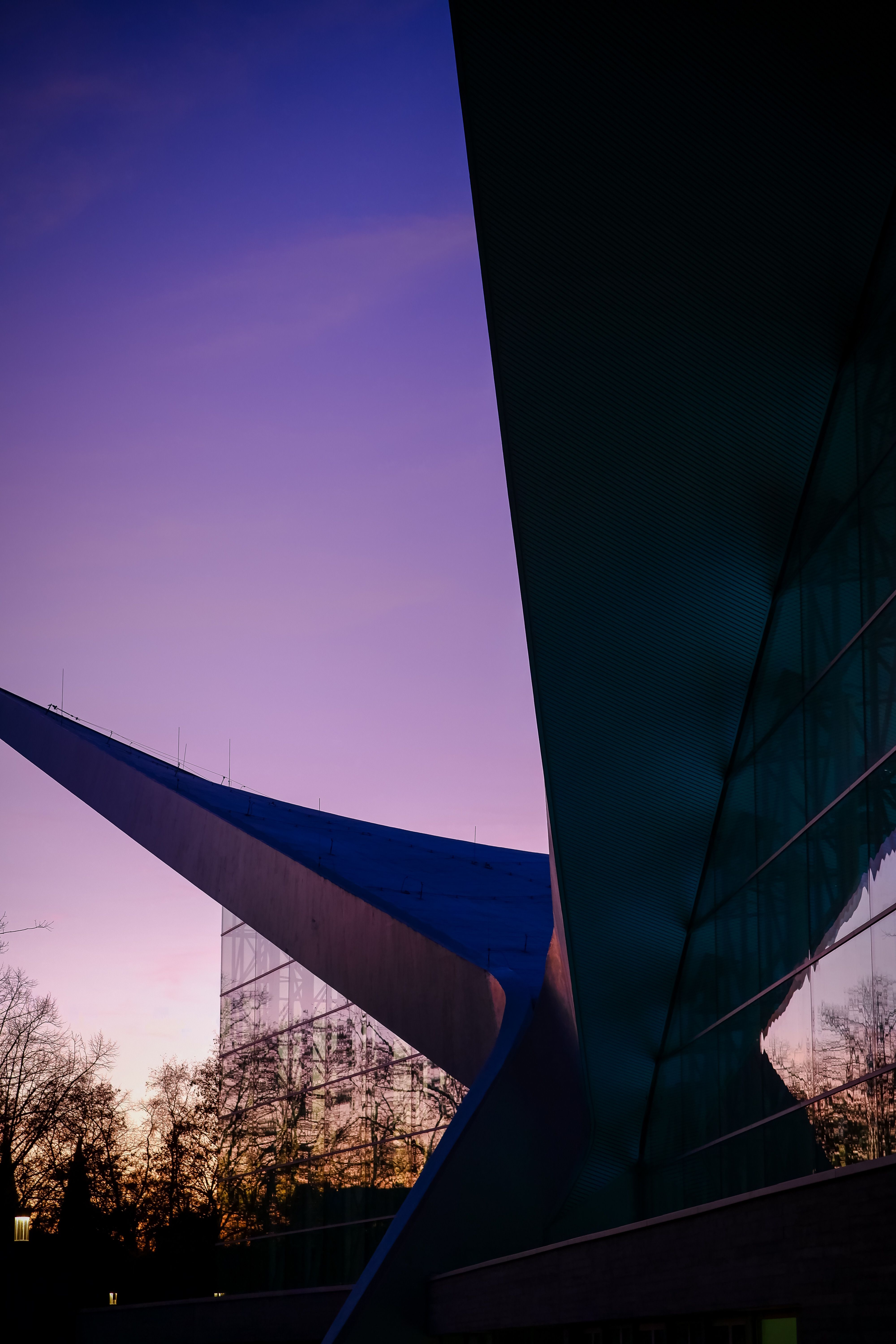 Modern Architectural Structure at Sunset · Free Stock Photo