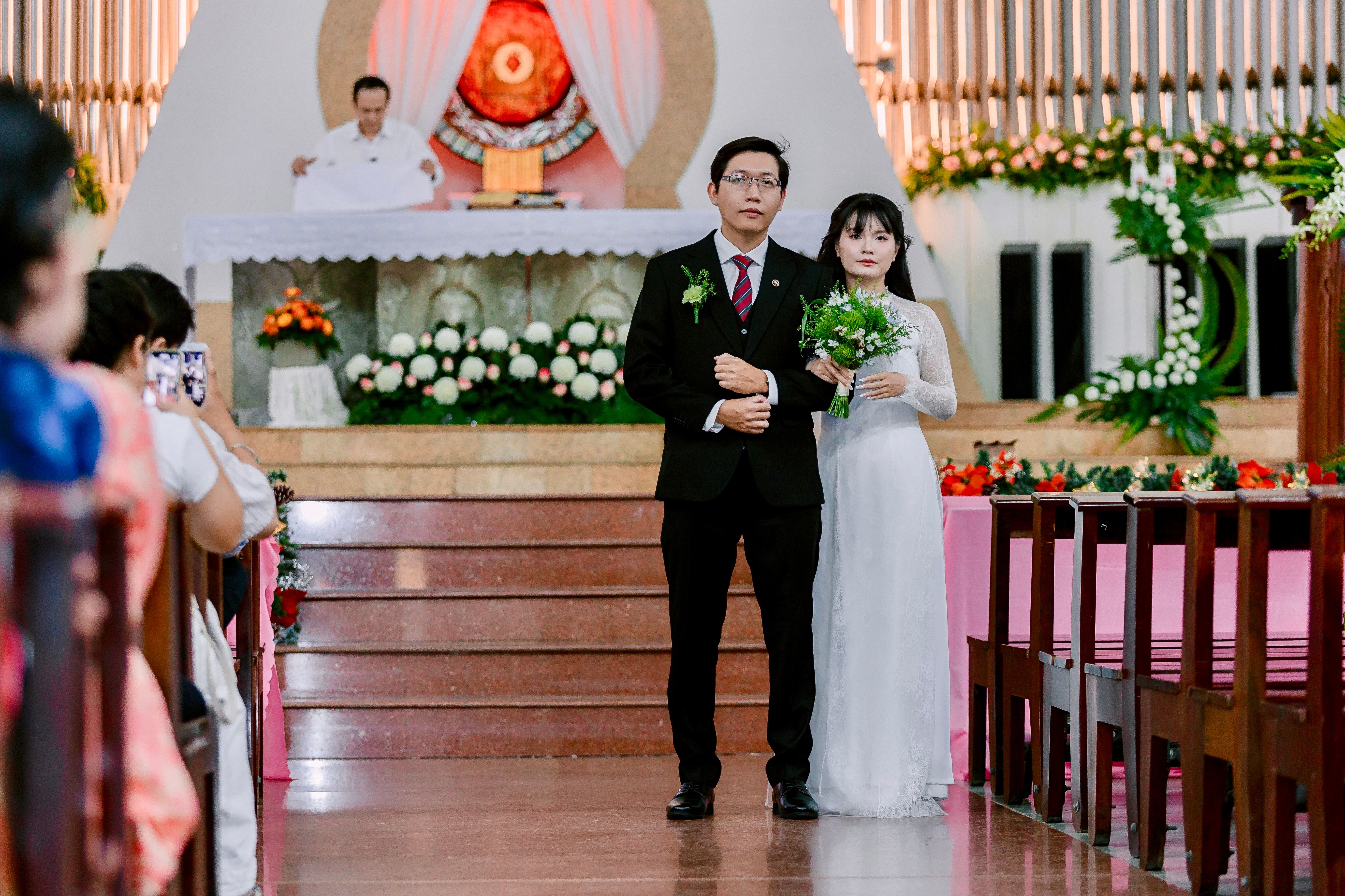 Elegant Wedding Ceremony in a Beautiful Church Setting · Free Stock Photo
