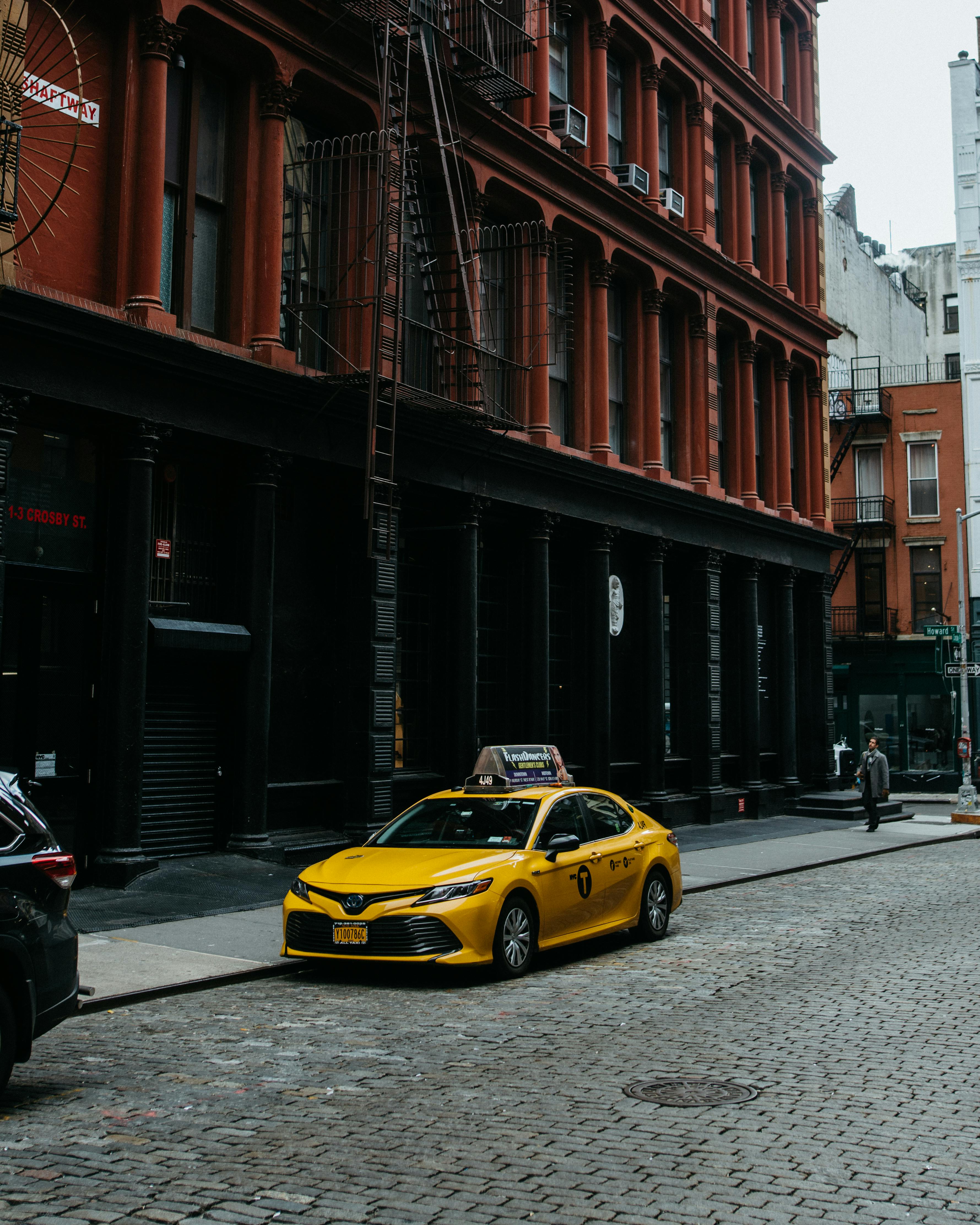 10,000+ Best Yellow Taxi Photos · 100% Free Download · Pexels Stock Photos