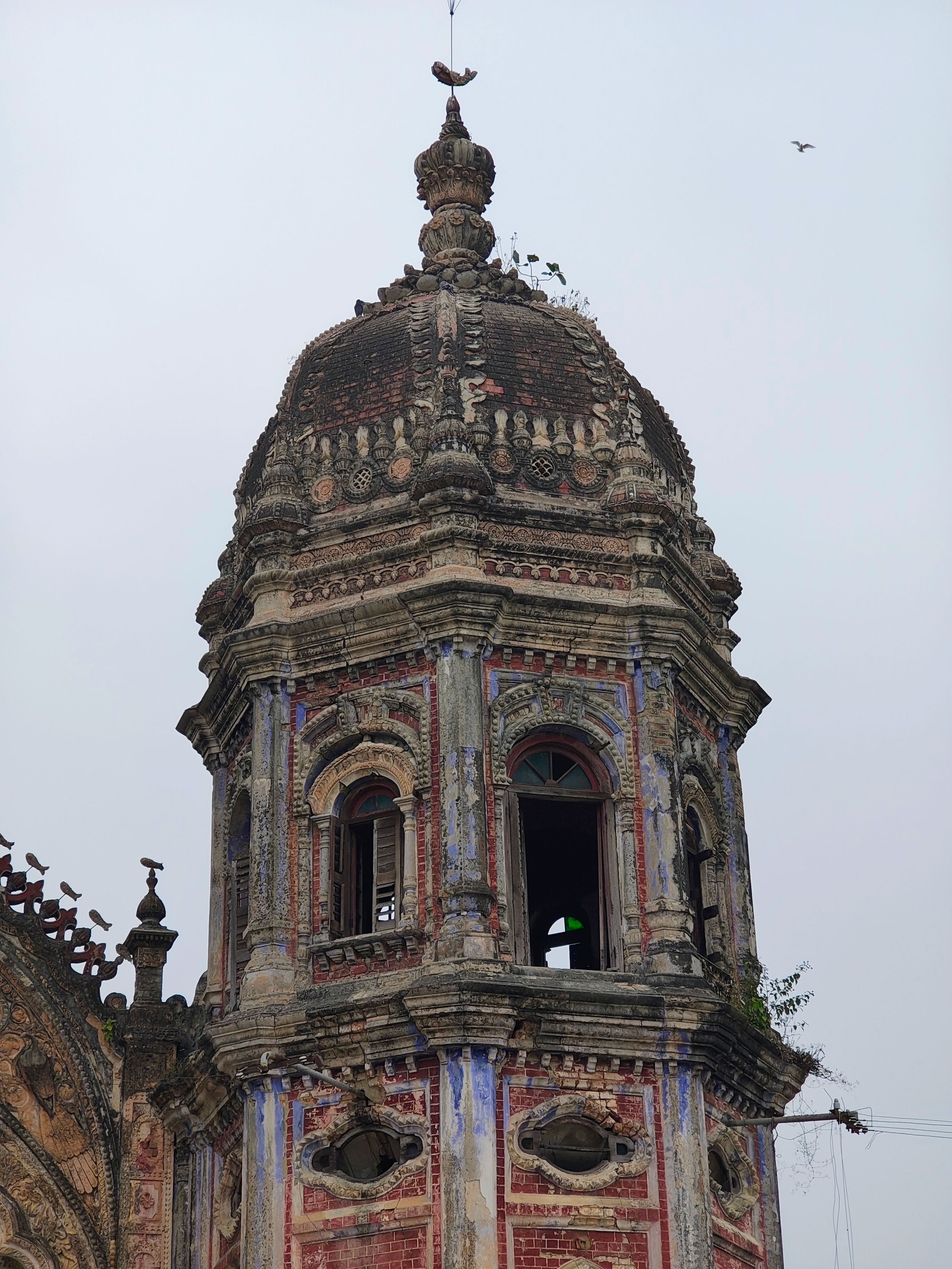 Ornate Historical Tower in Overcast Sky · Free Stock Photo