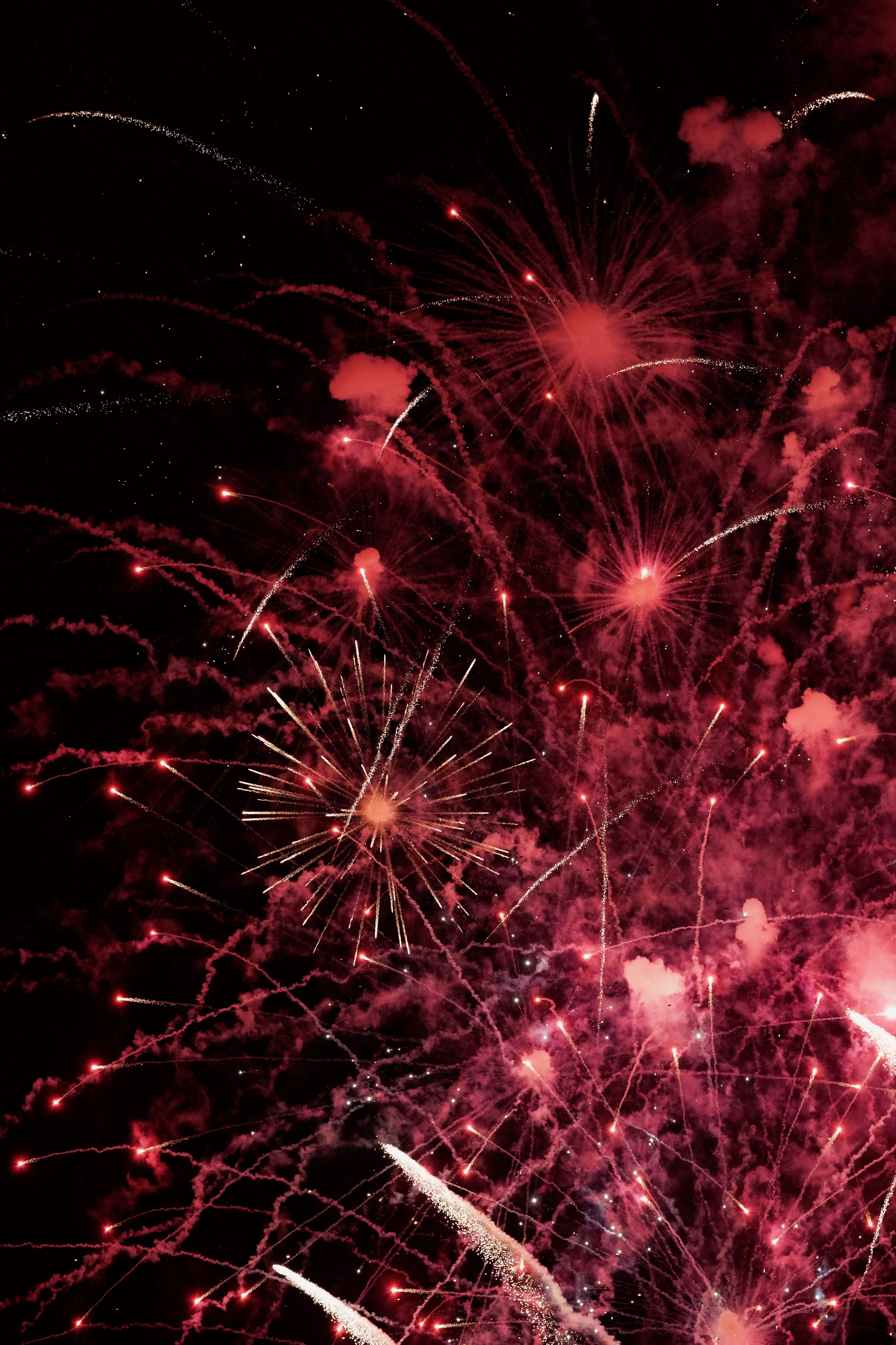 Fireworks In The Night Sky Photos, Download The BEST Free Fireworks In ...