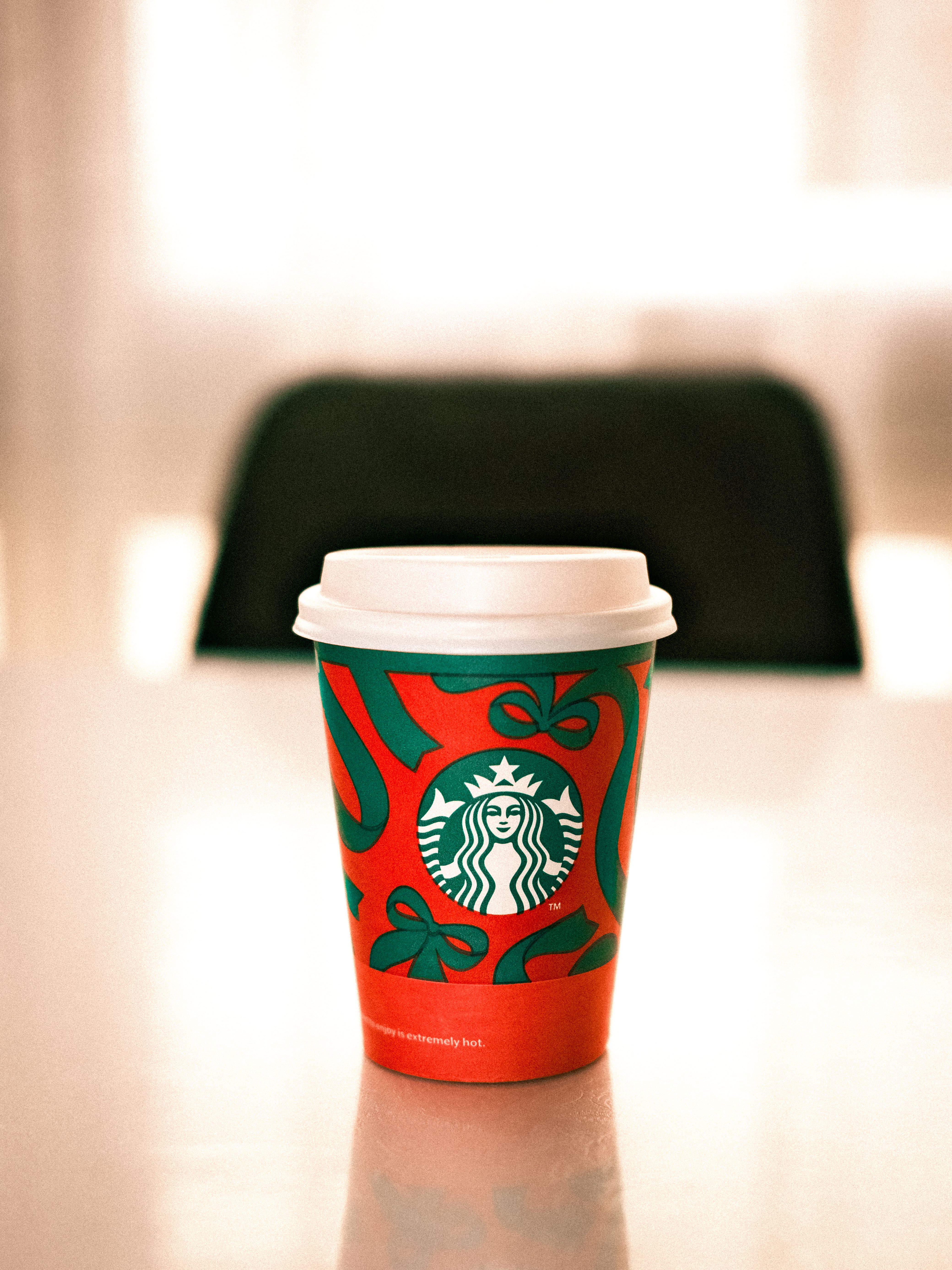Empty Starbucks Coffee Cup Photos, Download The BEST Free Empty ...