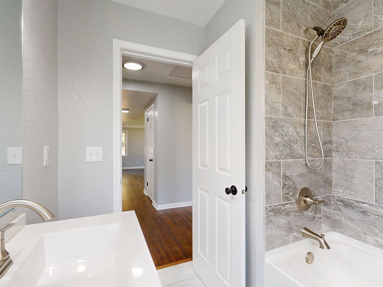 Bathroom Remodel Photos, Download The BEST Free Bathroom Remodel Stock ...