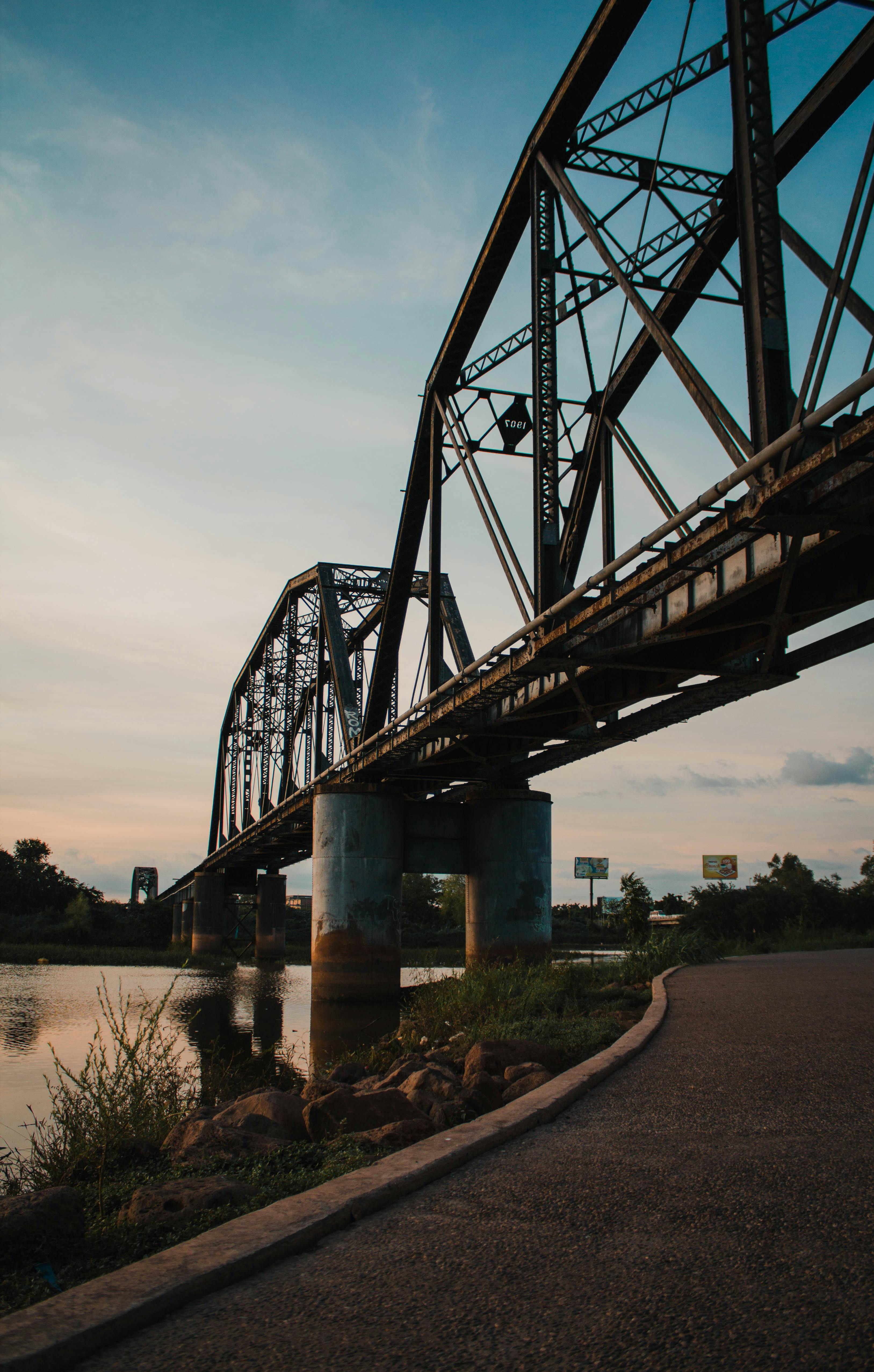 Dramatic Iron Bridge at Sunset in Culiacán · Free Stock Photo