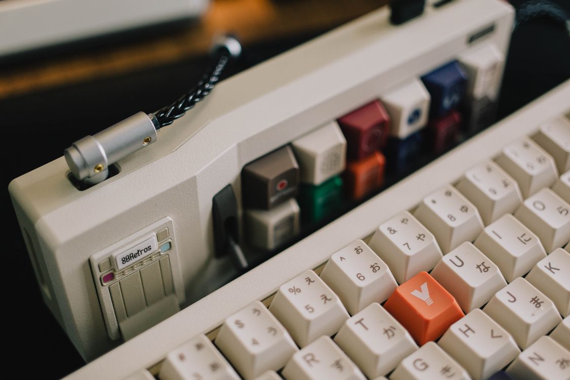 Close-Up of Vintage Mechanical Keyboard · Free Stock Photo