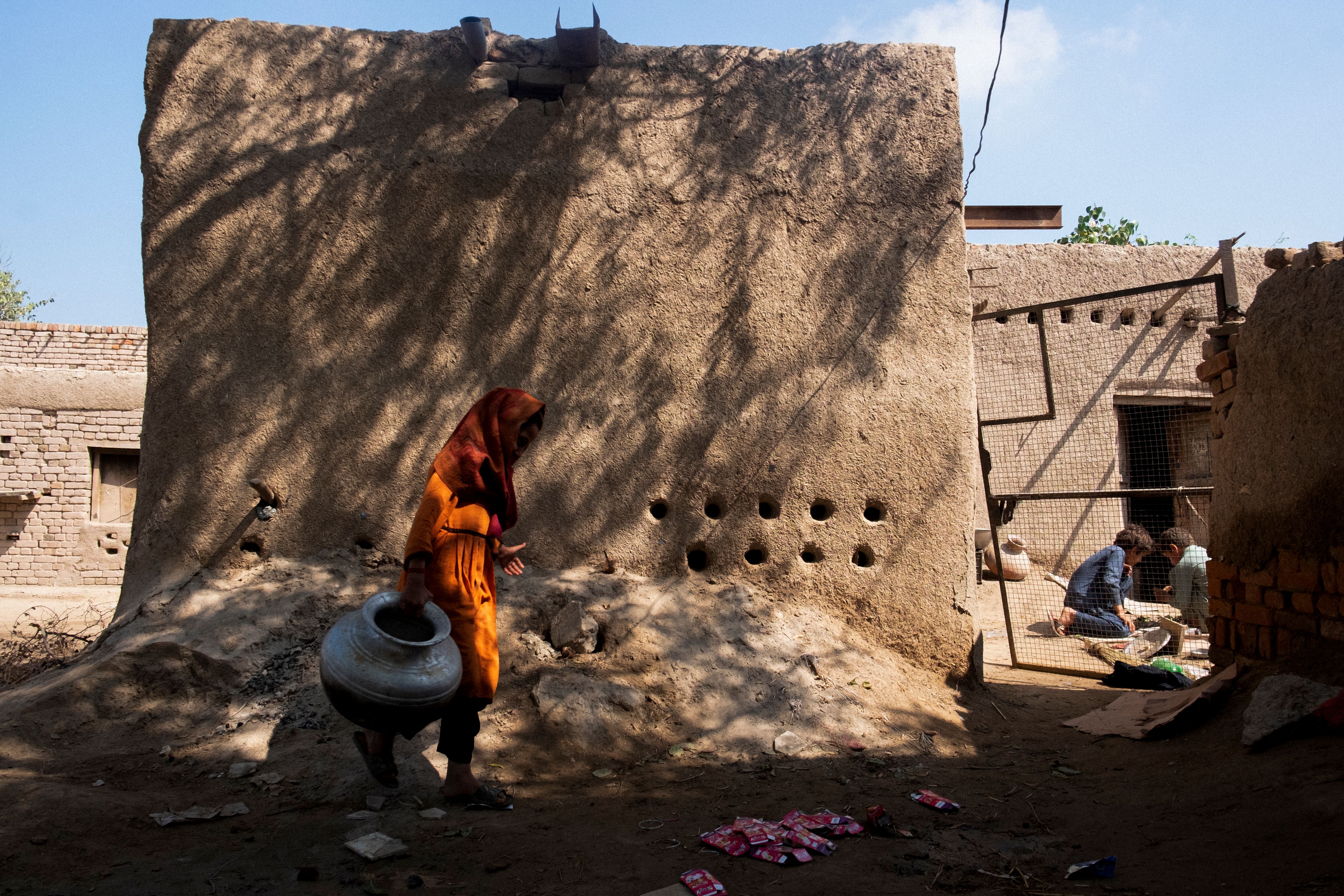 Traditional Village Scene in Pakistan · Free Stock Photo