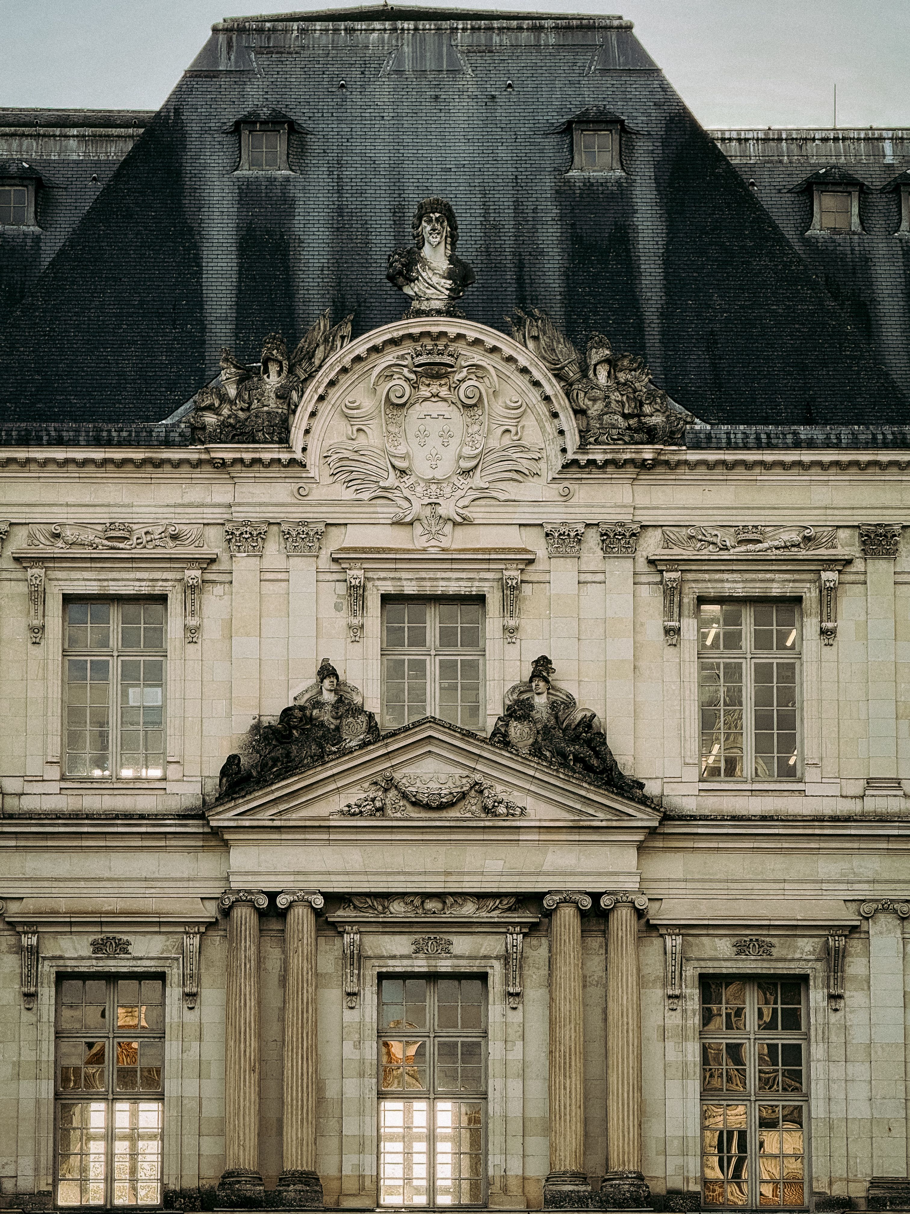 Historic French Architecture in Classical Style · Free Stock Photo