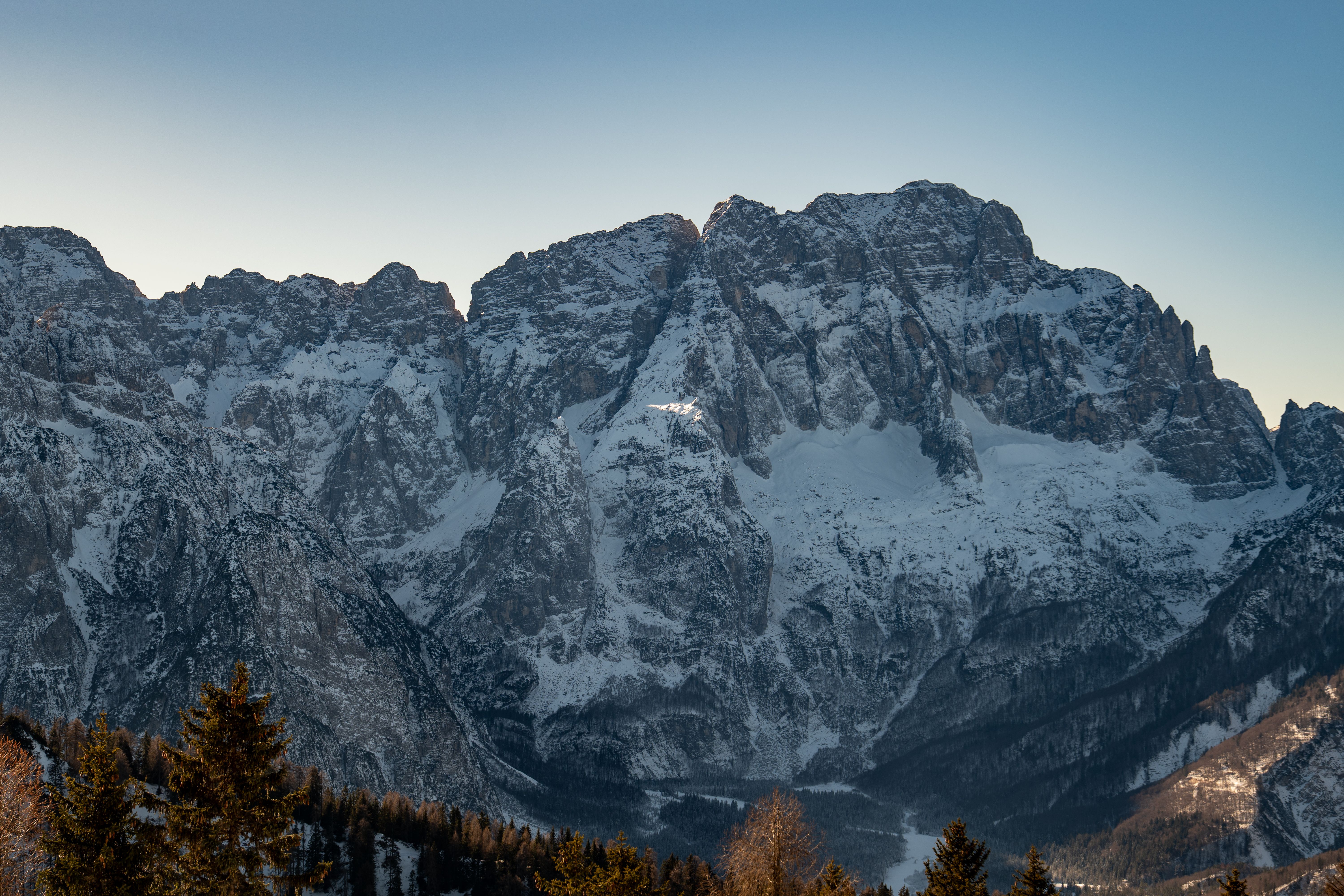 Majestic Peaks of the Italian Alps at Dawn · Free Stock Photo