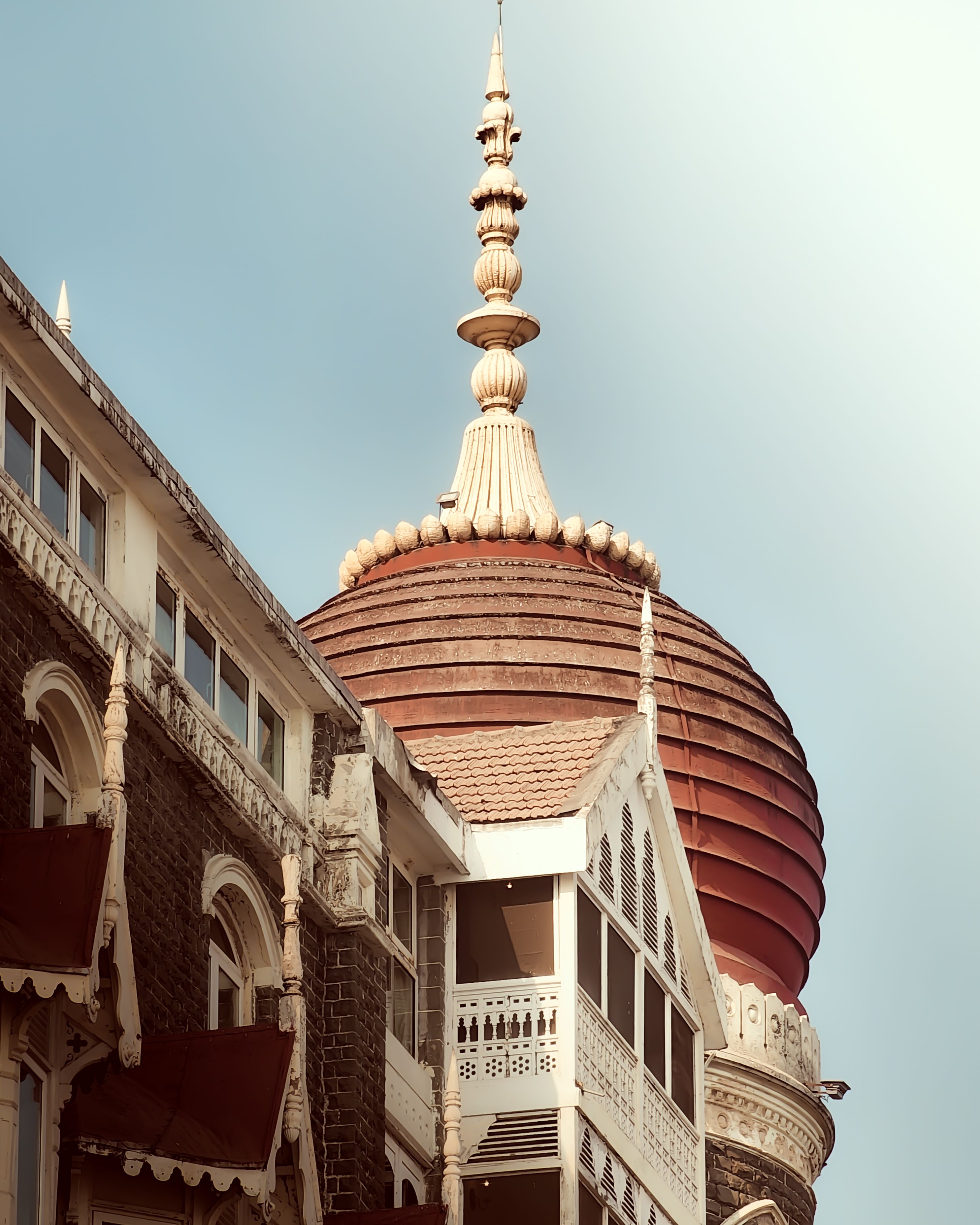 Majestic Dome of Iconic Mumbai Hotel · Free Stock Photo