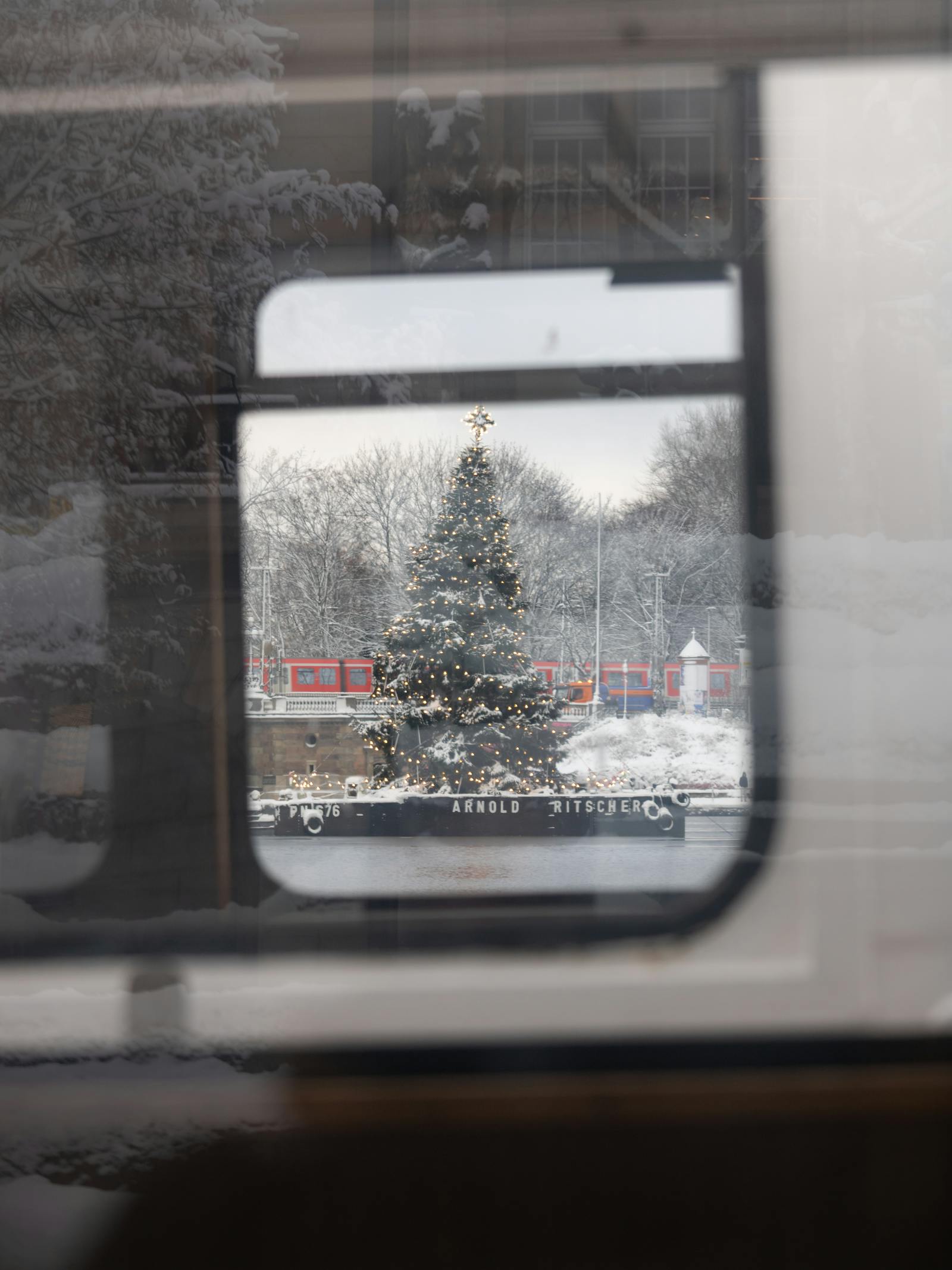 Christmas Tree Without Background Photos, Download The BEST Free ...