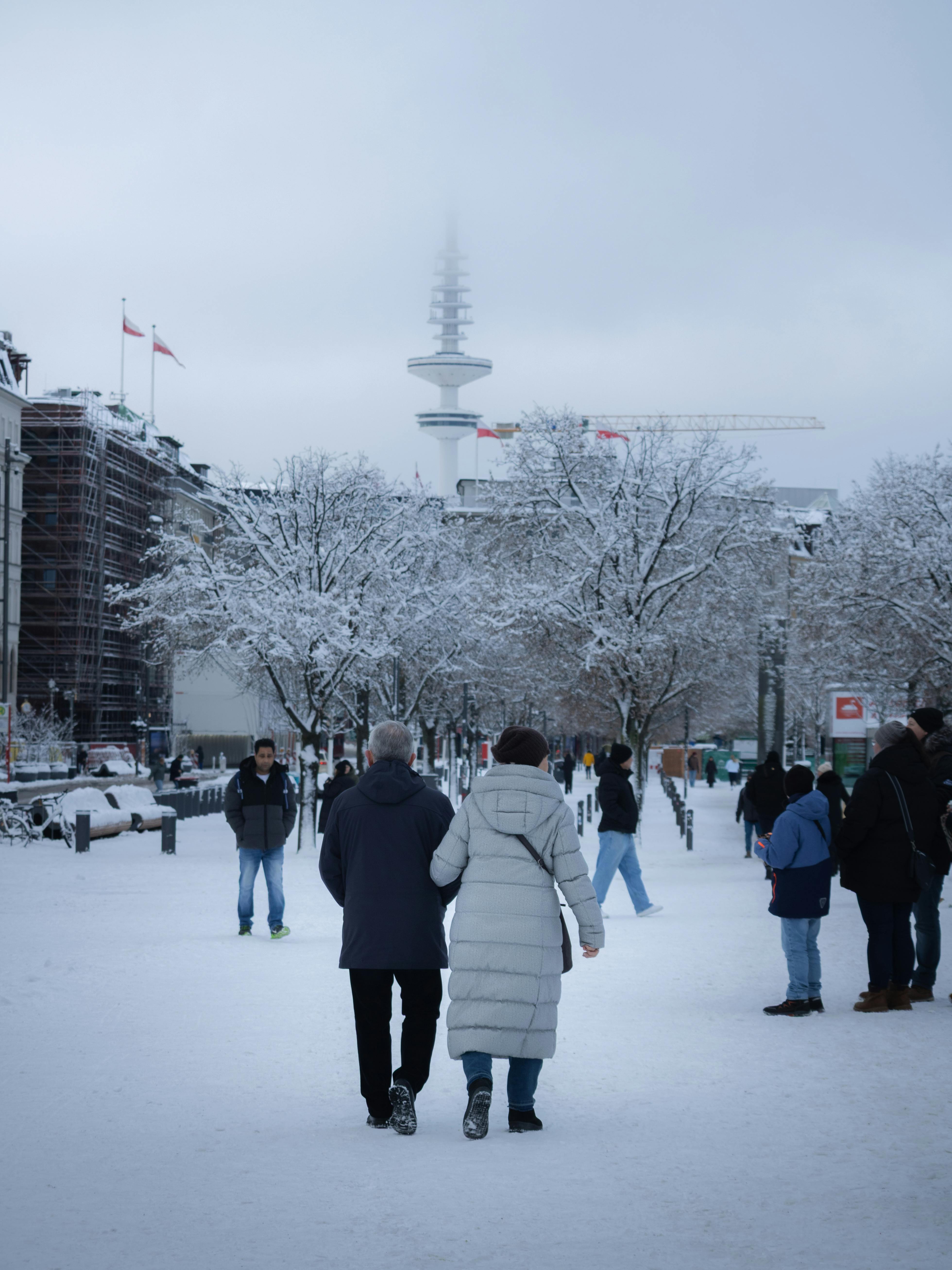 People Full Hd Background Photos, Download The BEST Free People Full Hd ...