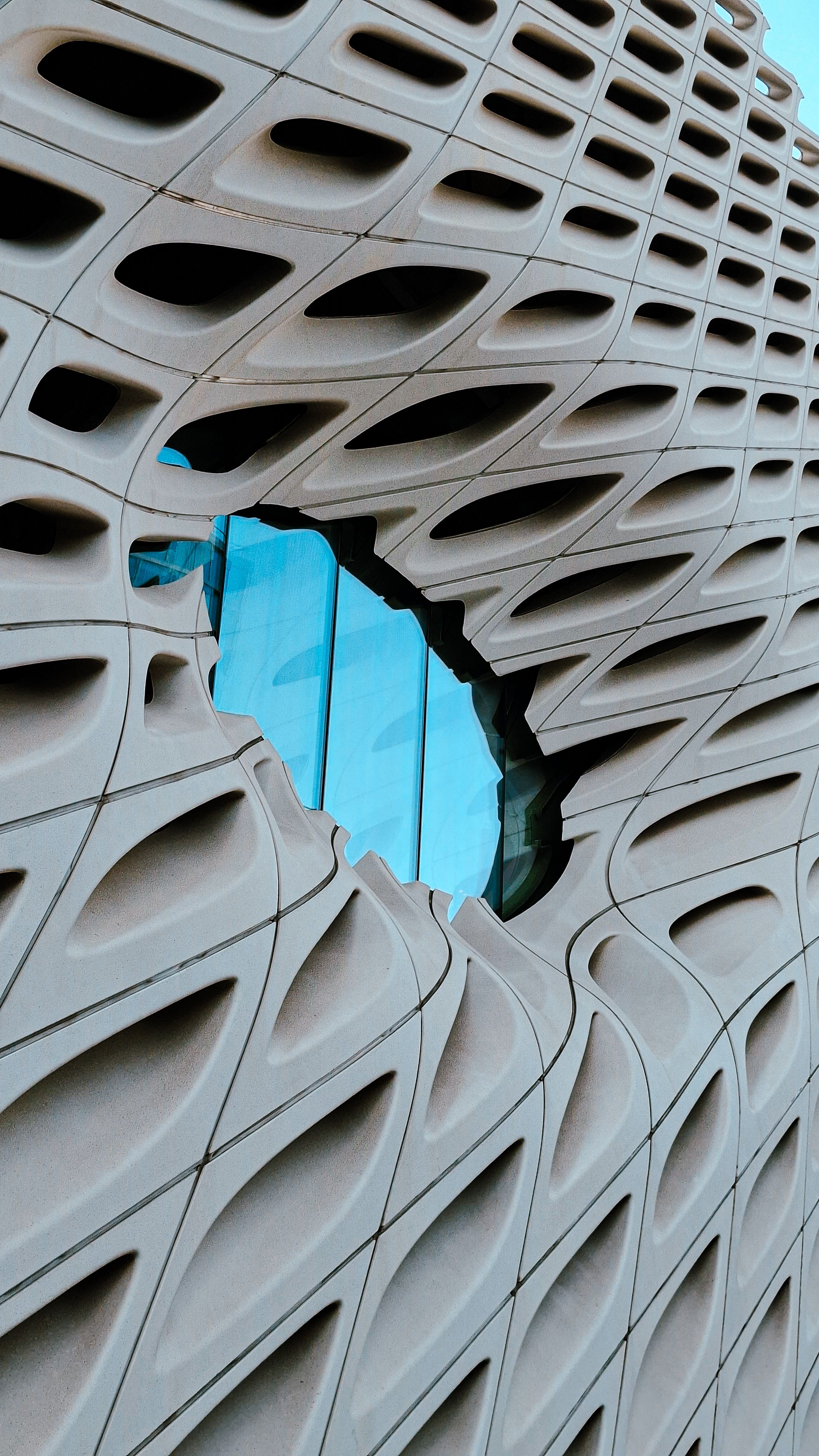 Abstract Architecture Design at The Broad Museum · Free Stock Photo