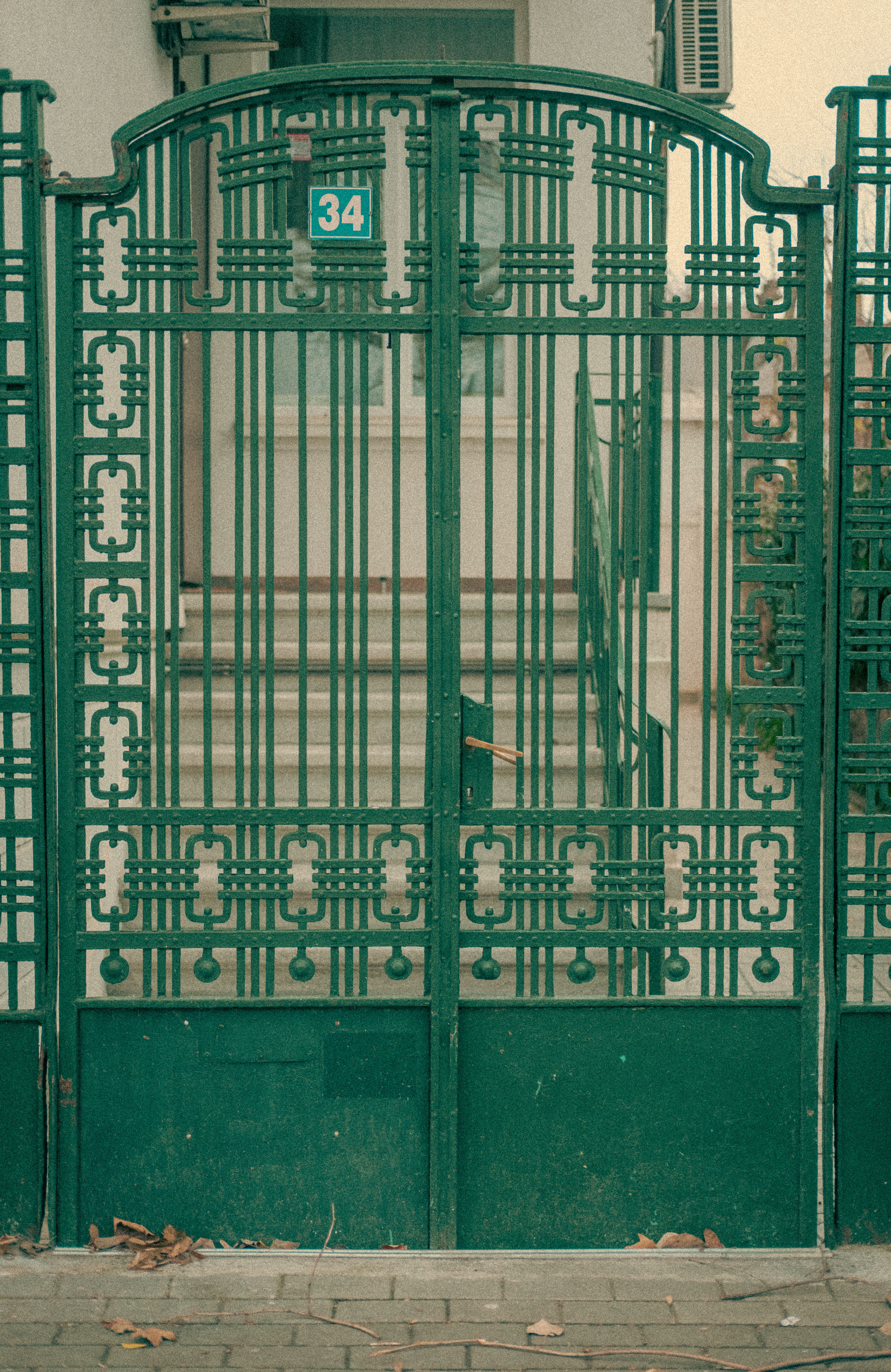 City Gates Photos, Download The BEST Free City Gates Stock Photos & HD ...