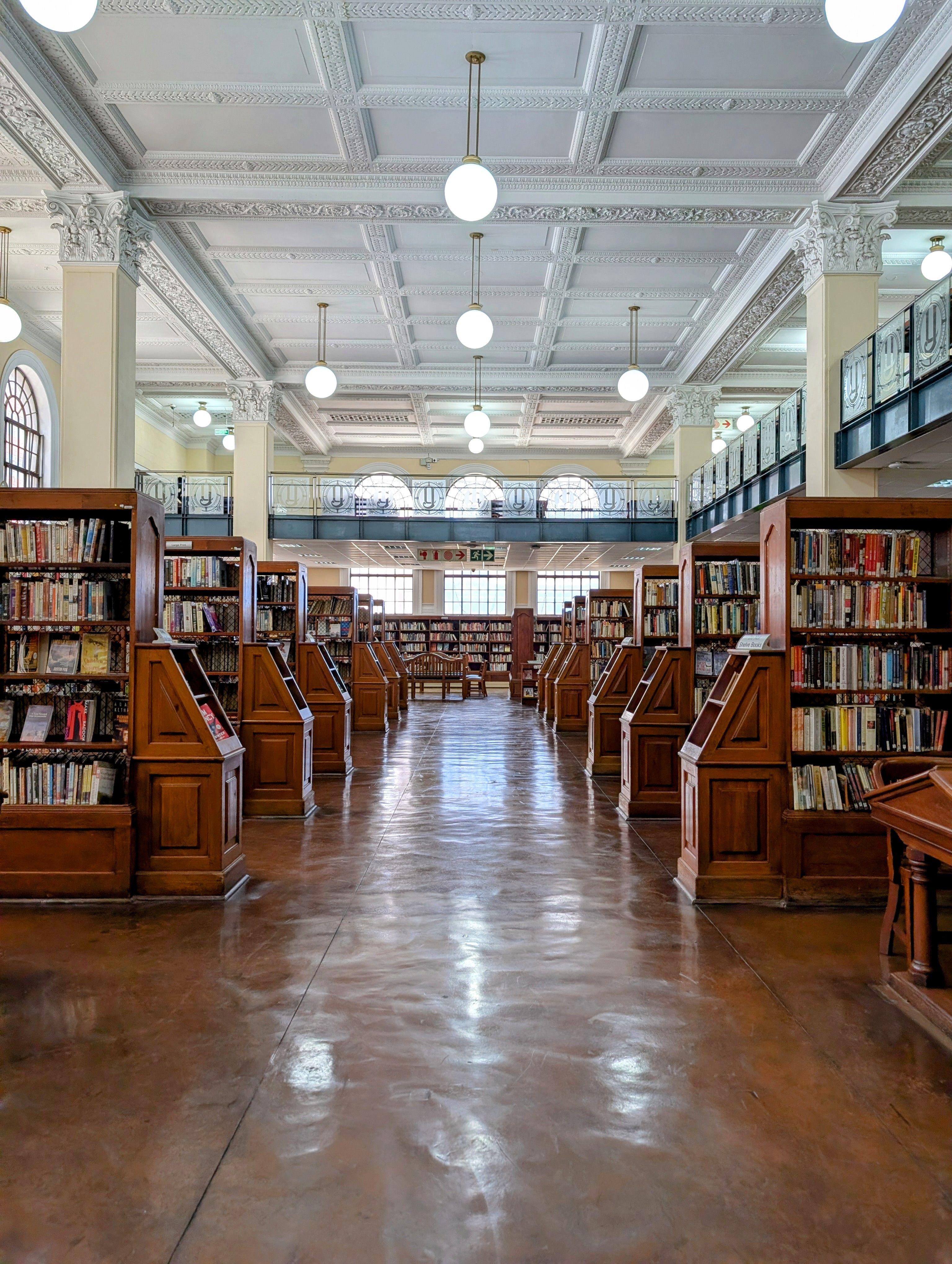 Libraries Photos, Download The BEST Free Libraries Stock Photos & HD Images