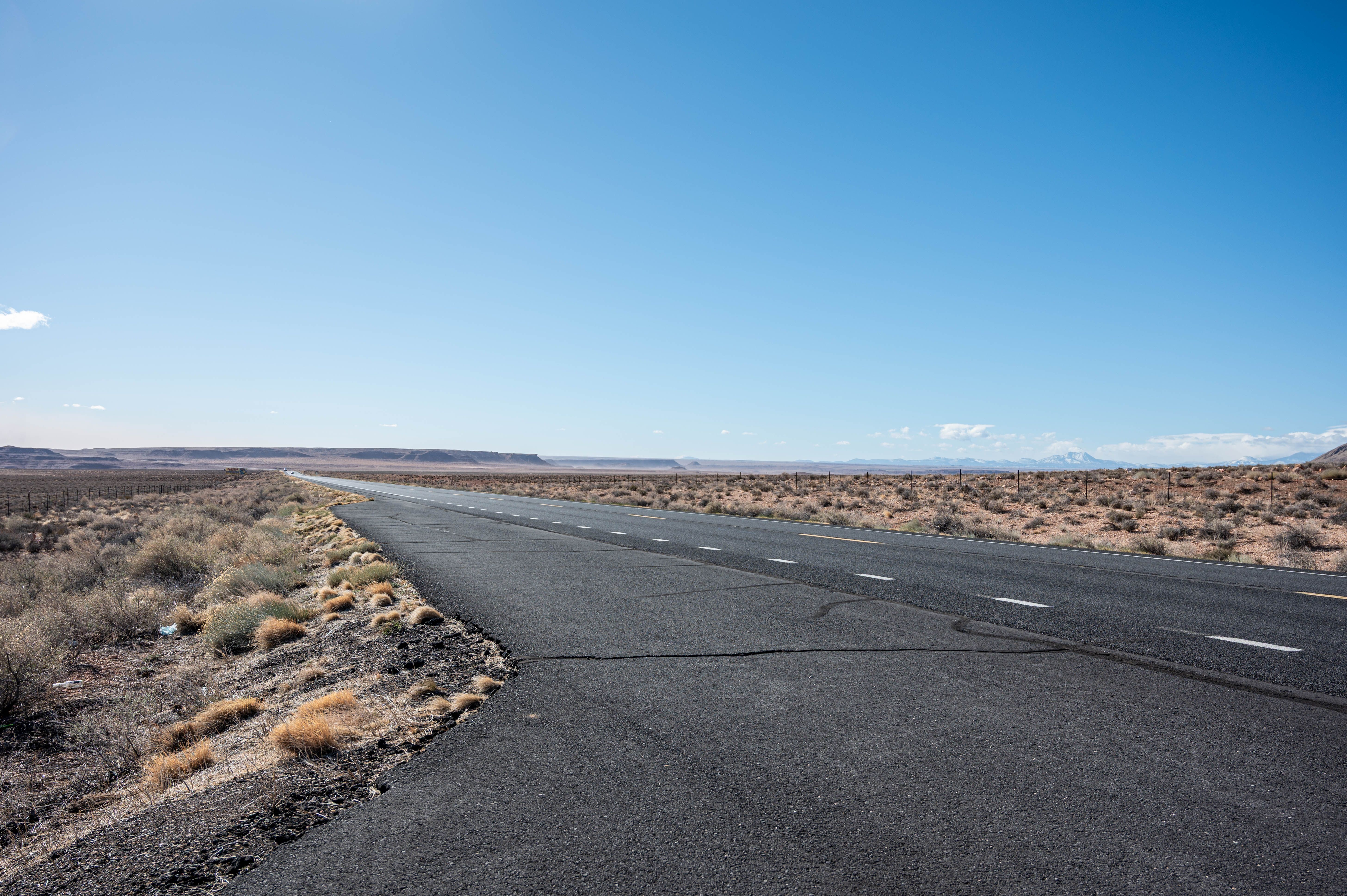 Empty Road · Free Stock Photo