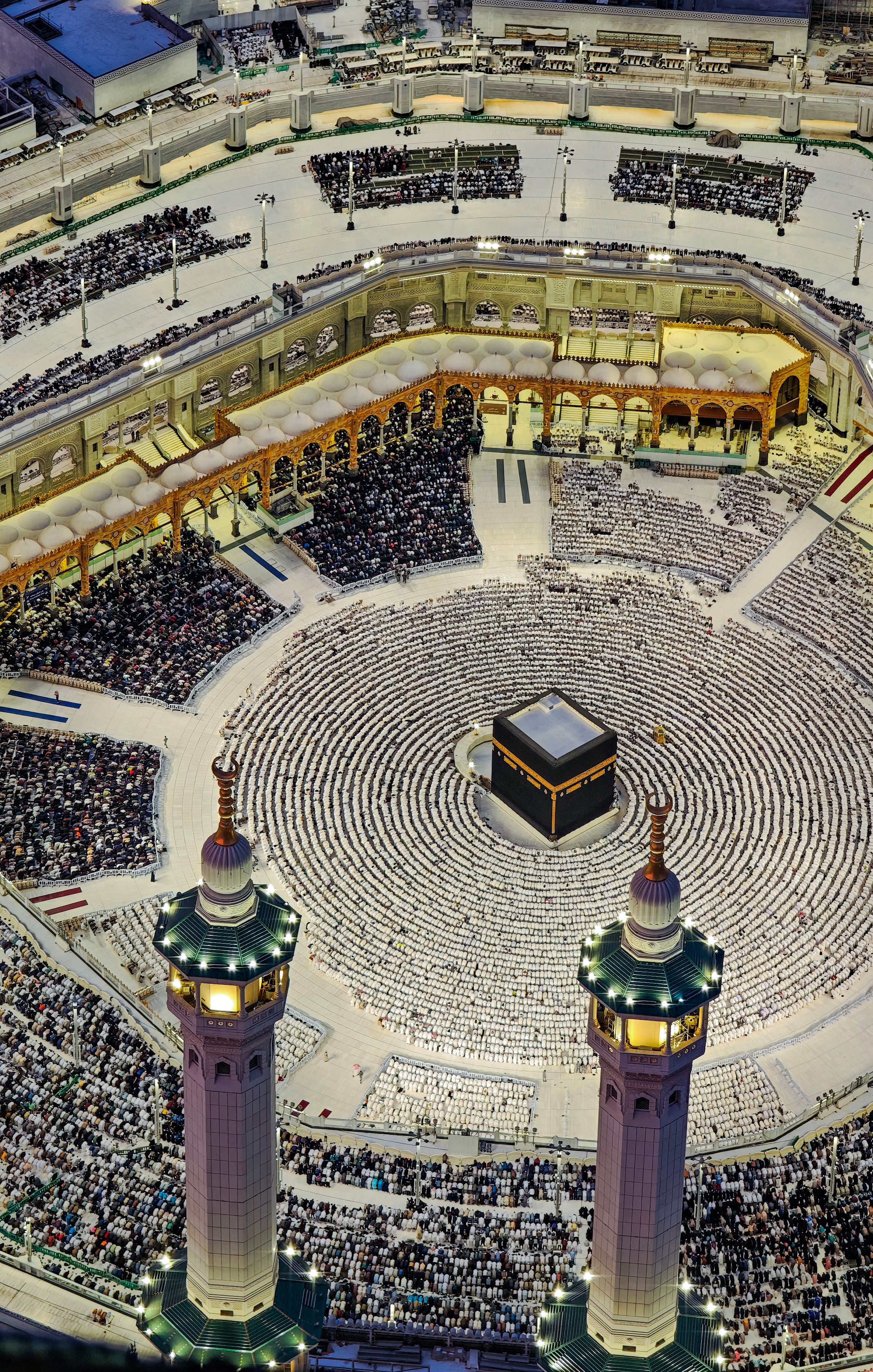 Aerial View of The Kaaba in Mecca · Free Stock Photo
