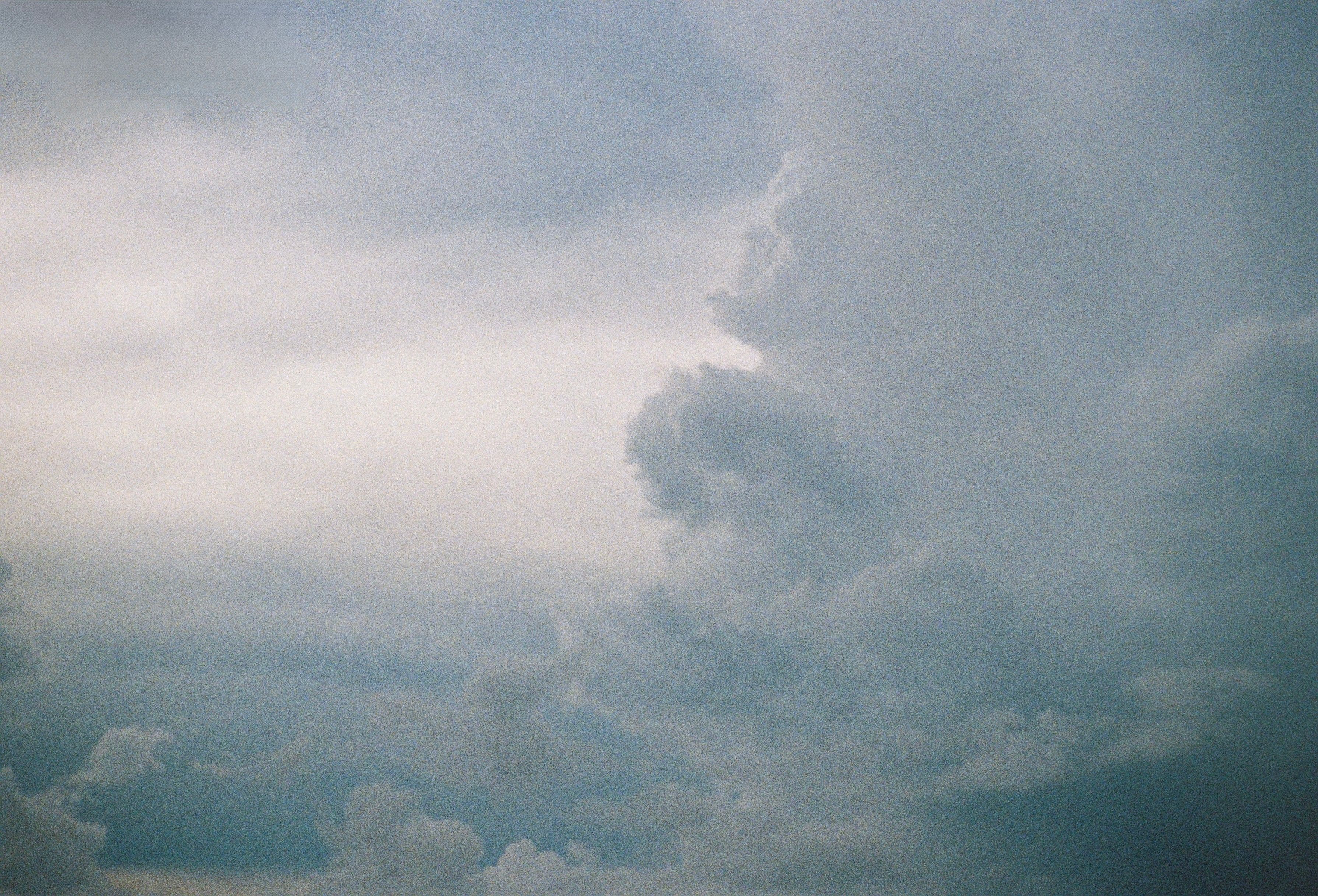 Dramatic Cloudy Sky Scene Captured Outdoors · Free Stock Photo