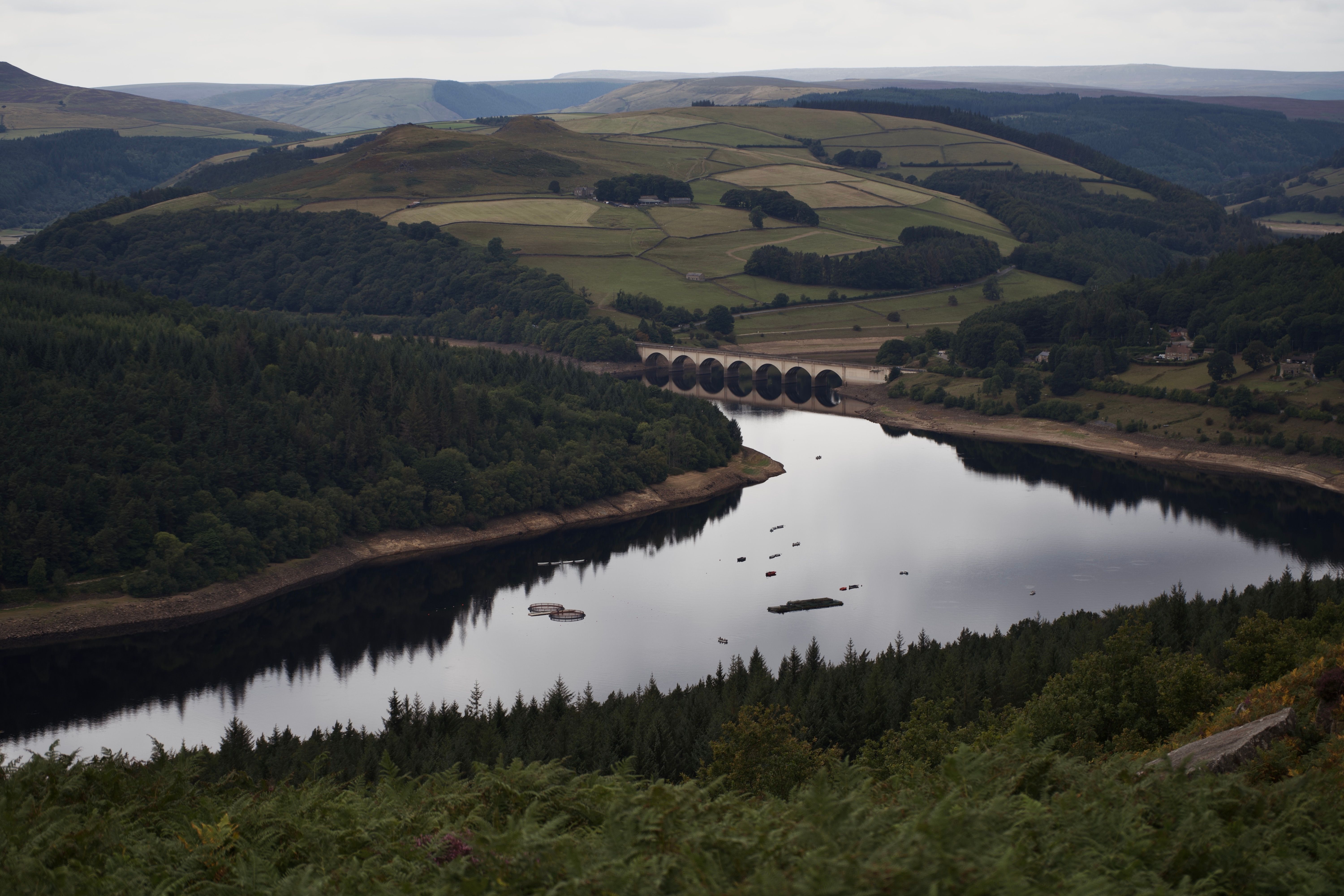 Aerial View of Ladybower Reservoir in Derbyshire · Free Stock Photo