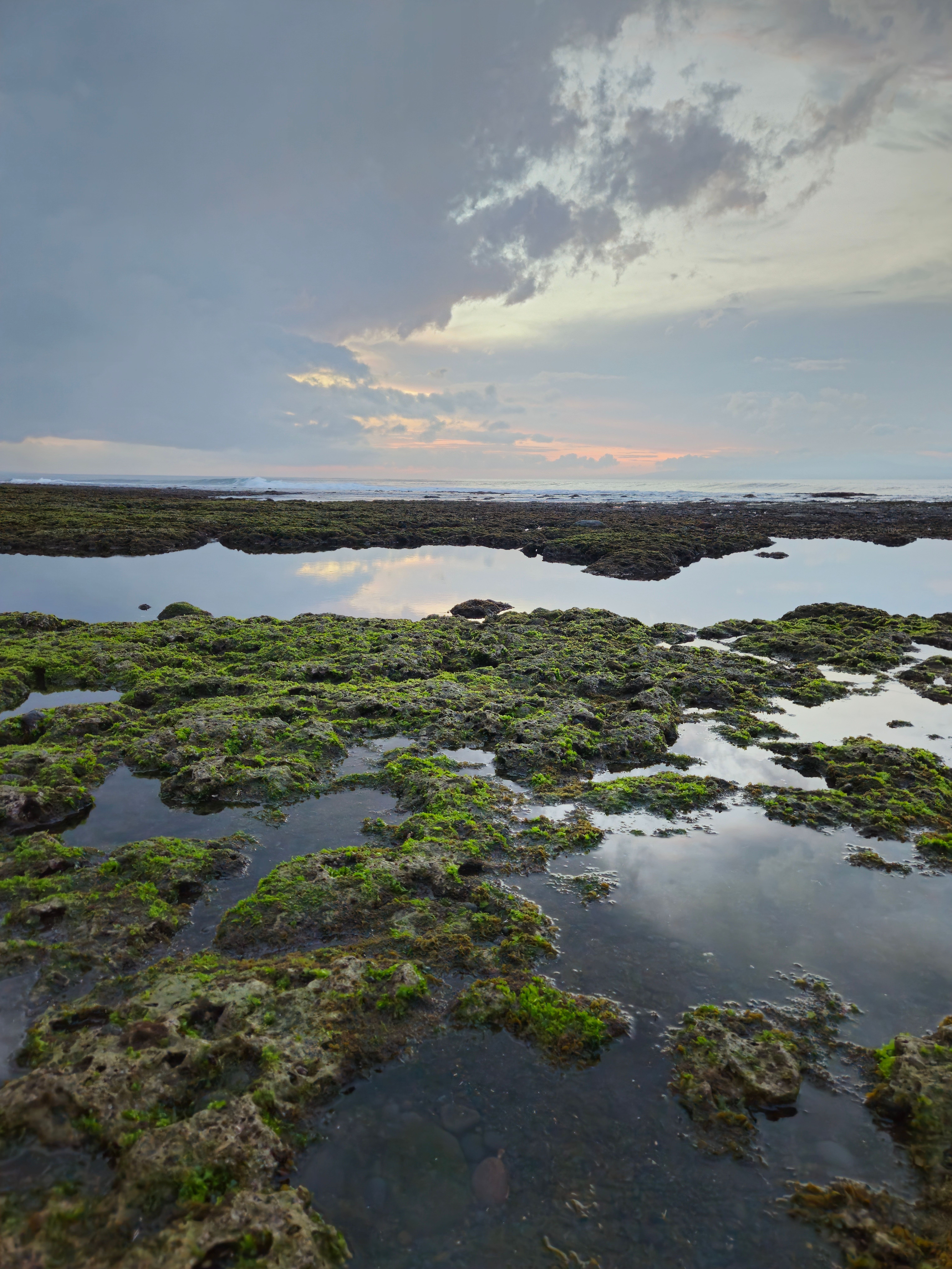 Tranquil Coastal Tide Pool at Sunset · Free Stock Photo