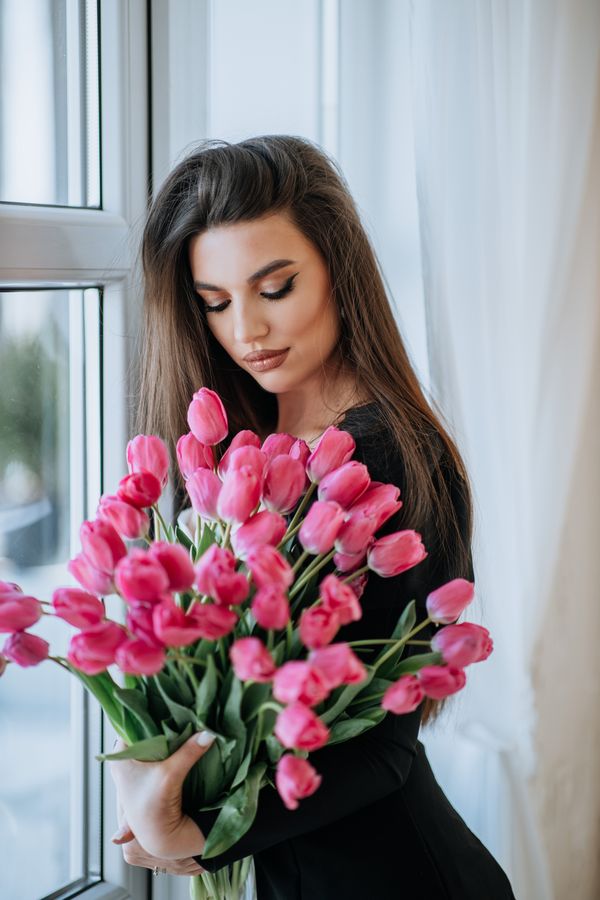 Woman Pfp Photos, Download The BEST Free Woman Pfp Stock Photos & HD Images