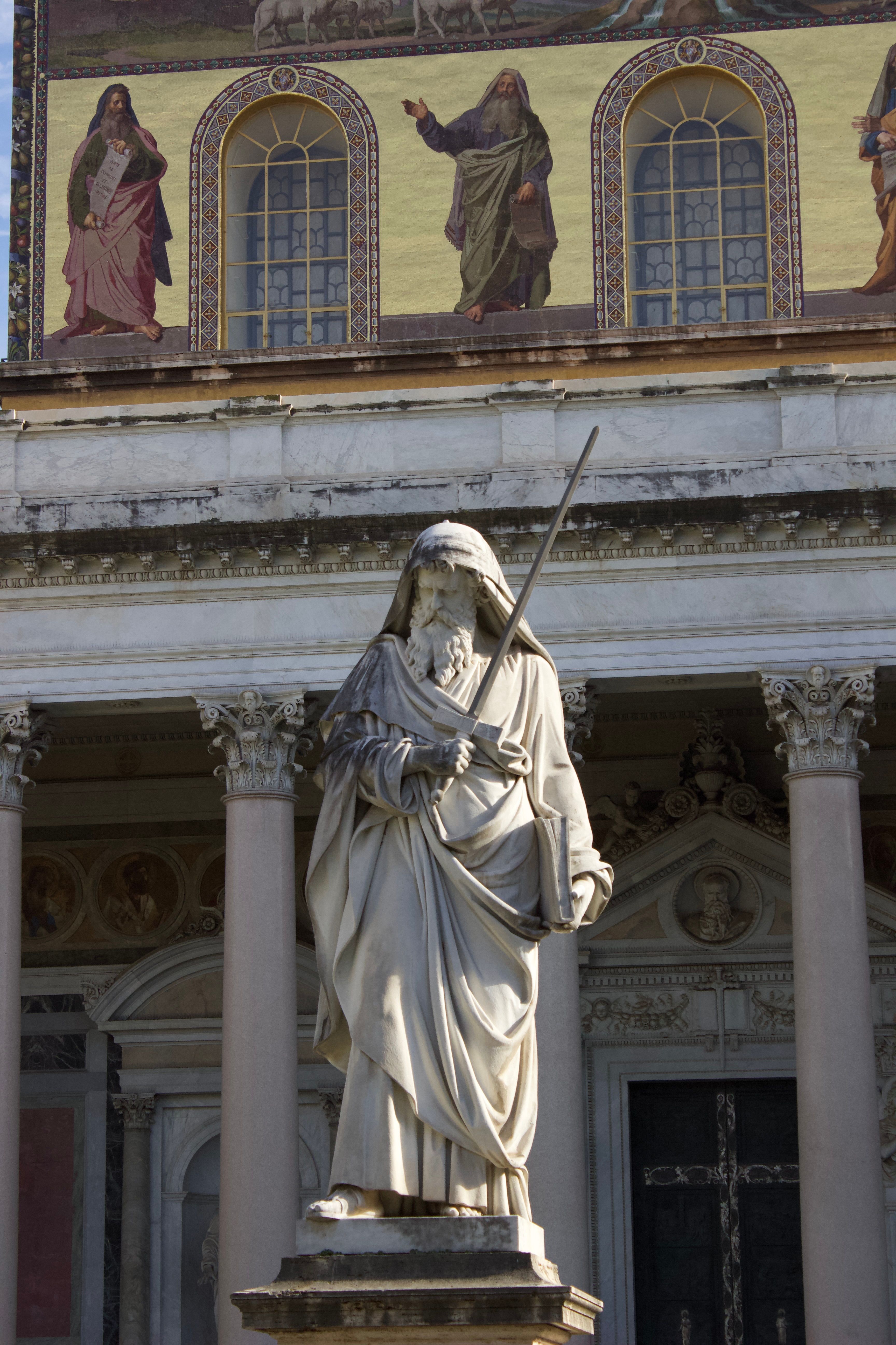 Statue of Apostle Paul at Basilica in Rome · Free Stock Photo