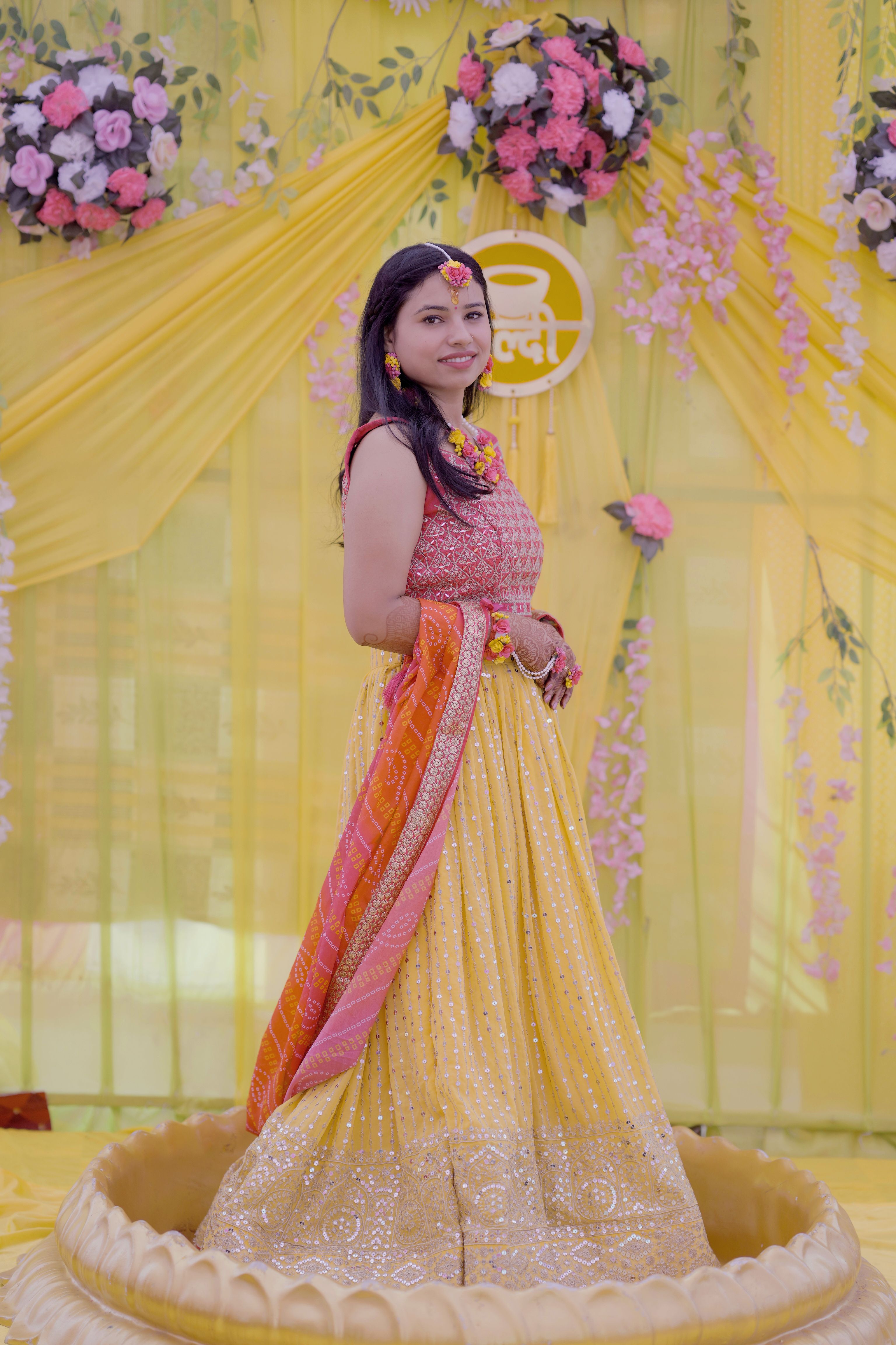 Indian Sadi Photos, Download The BEST Free Indian Sadi Stock Photos ...