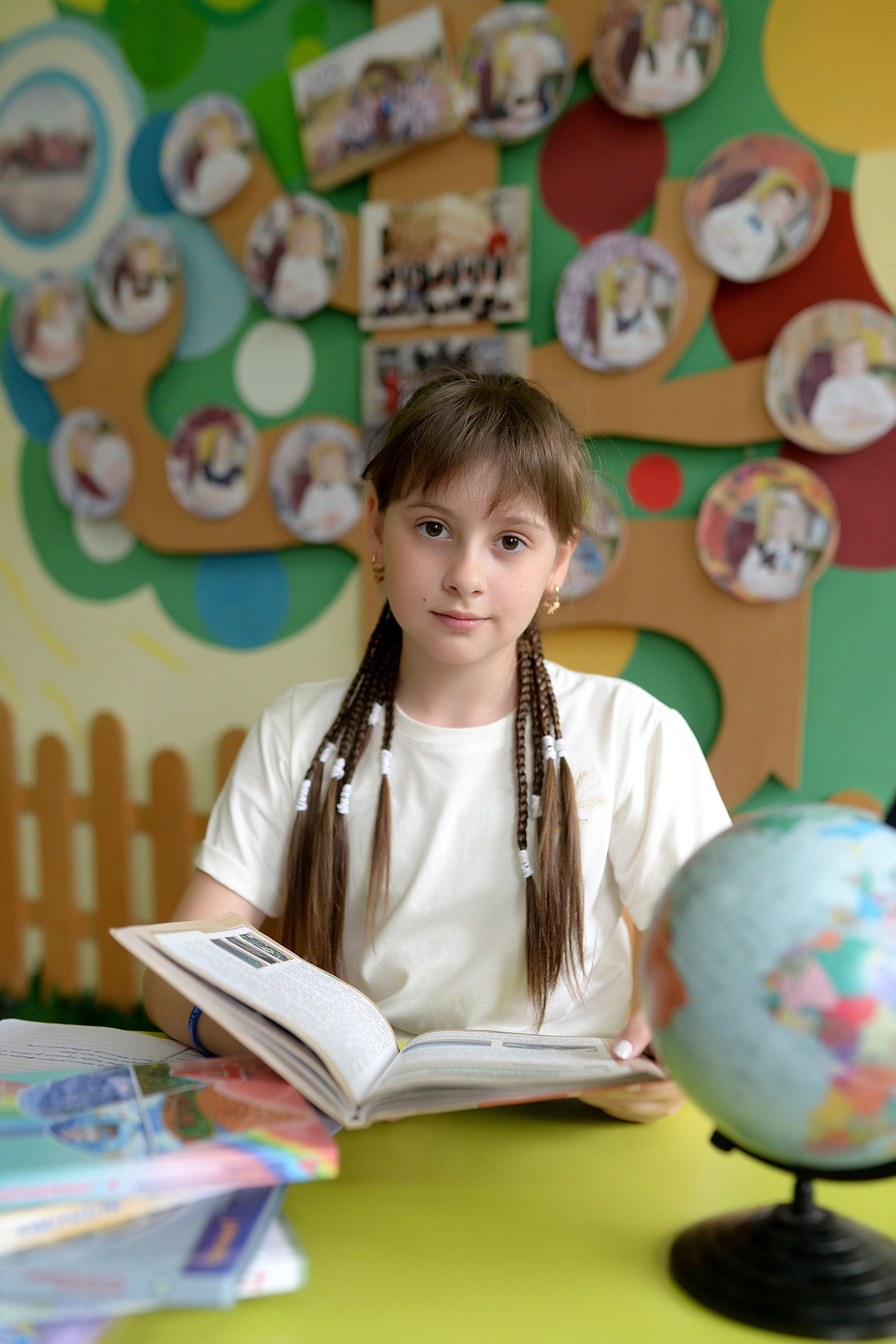 Colorful Student Photos, Download The BEST Free Colorful Student Stock ...