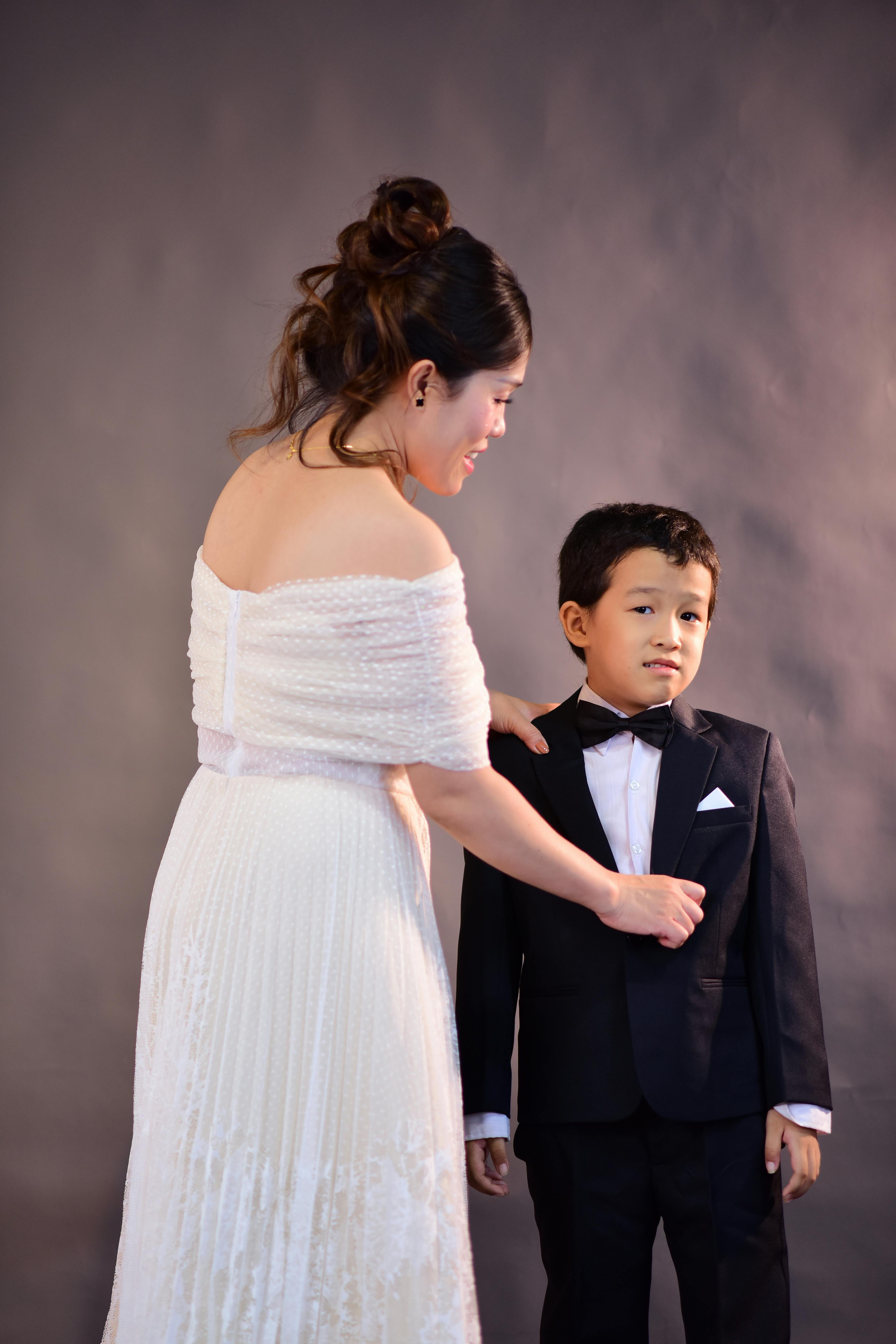 Mom+Calde Photos, Download The BEST Free Mom+Calde Stock Photos & HD Images