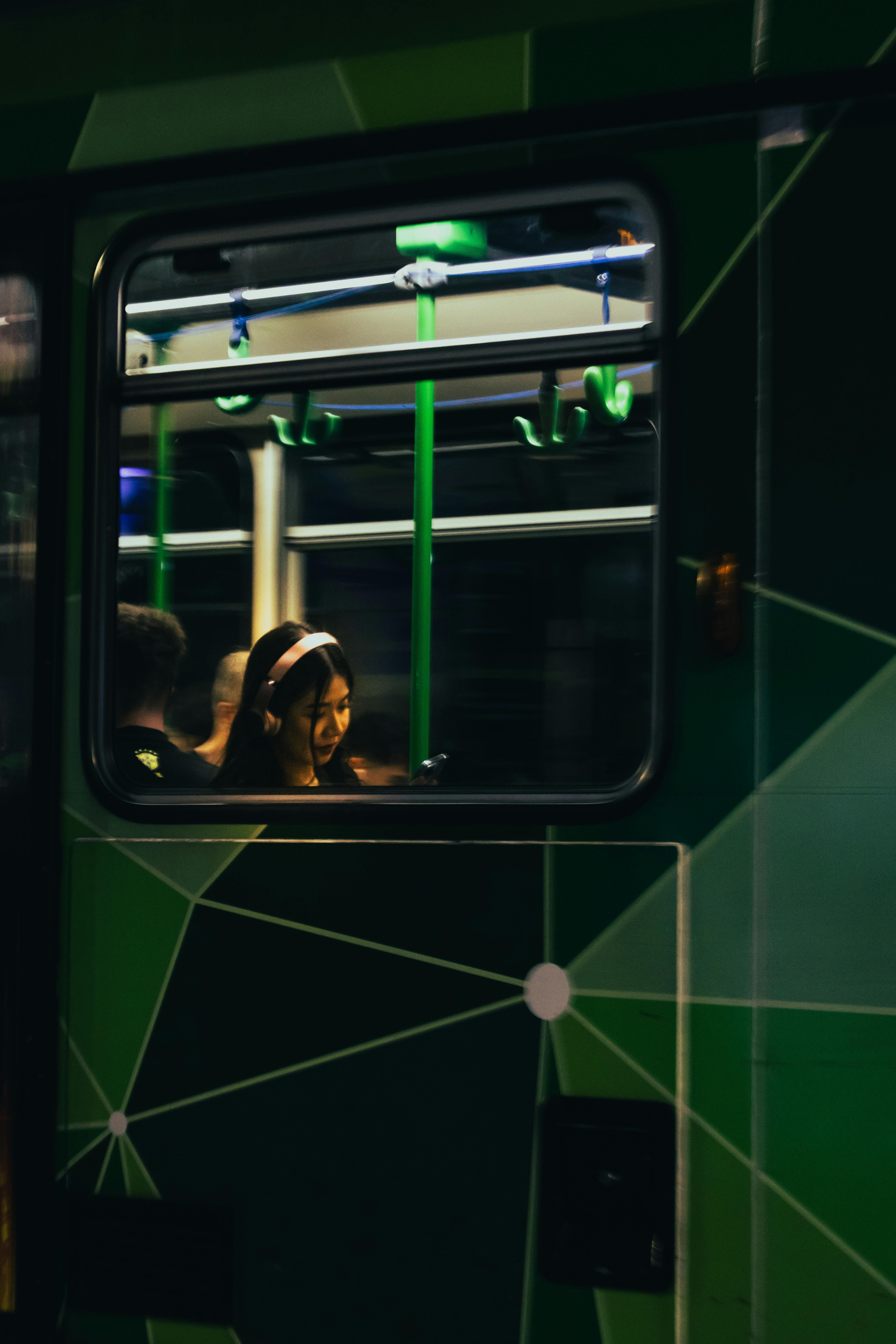 Taking+Off+Dresssce+E Photos, Download The BEST Free Taking+Off ...