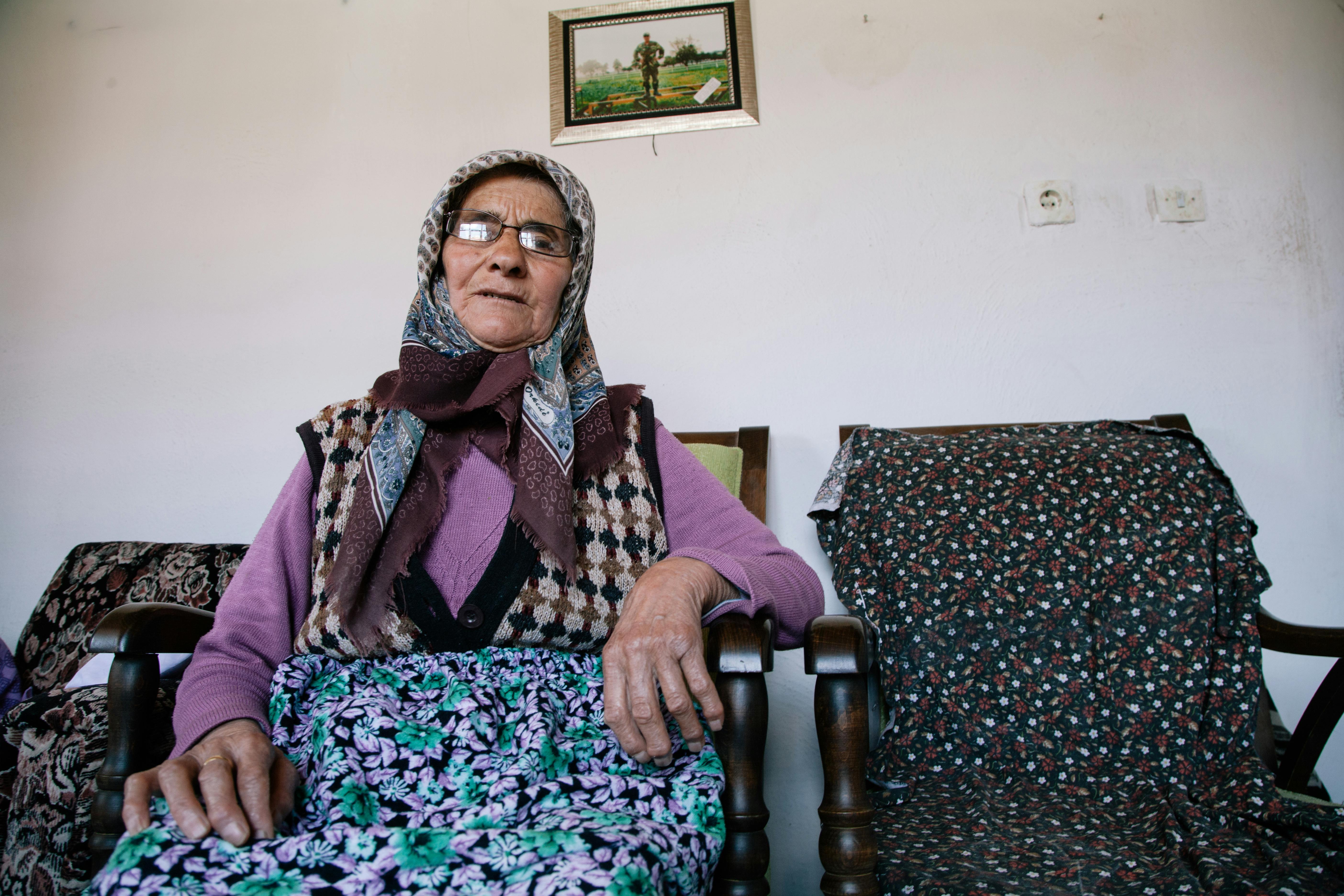 Ladies+Only+Part Photos, Download The BEST Free Ladies+Only+Part Stock ...