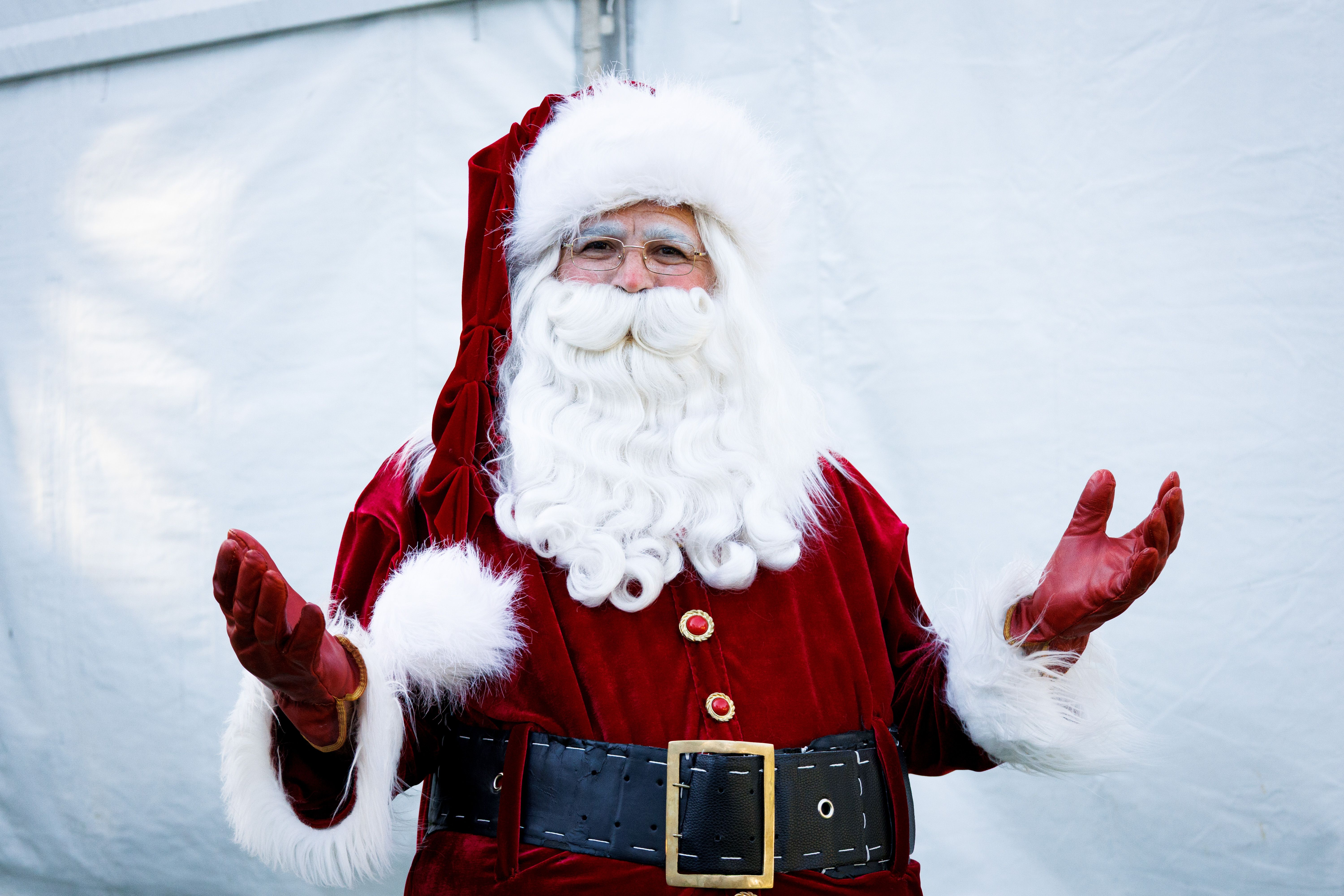 Father Christmas Photos, Download The BEST Free Father Christmas Stock ...