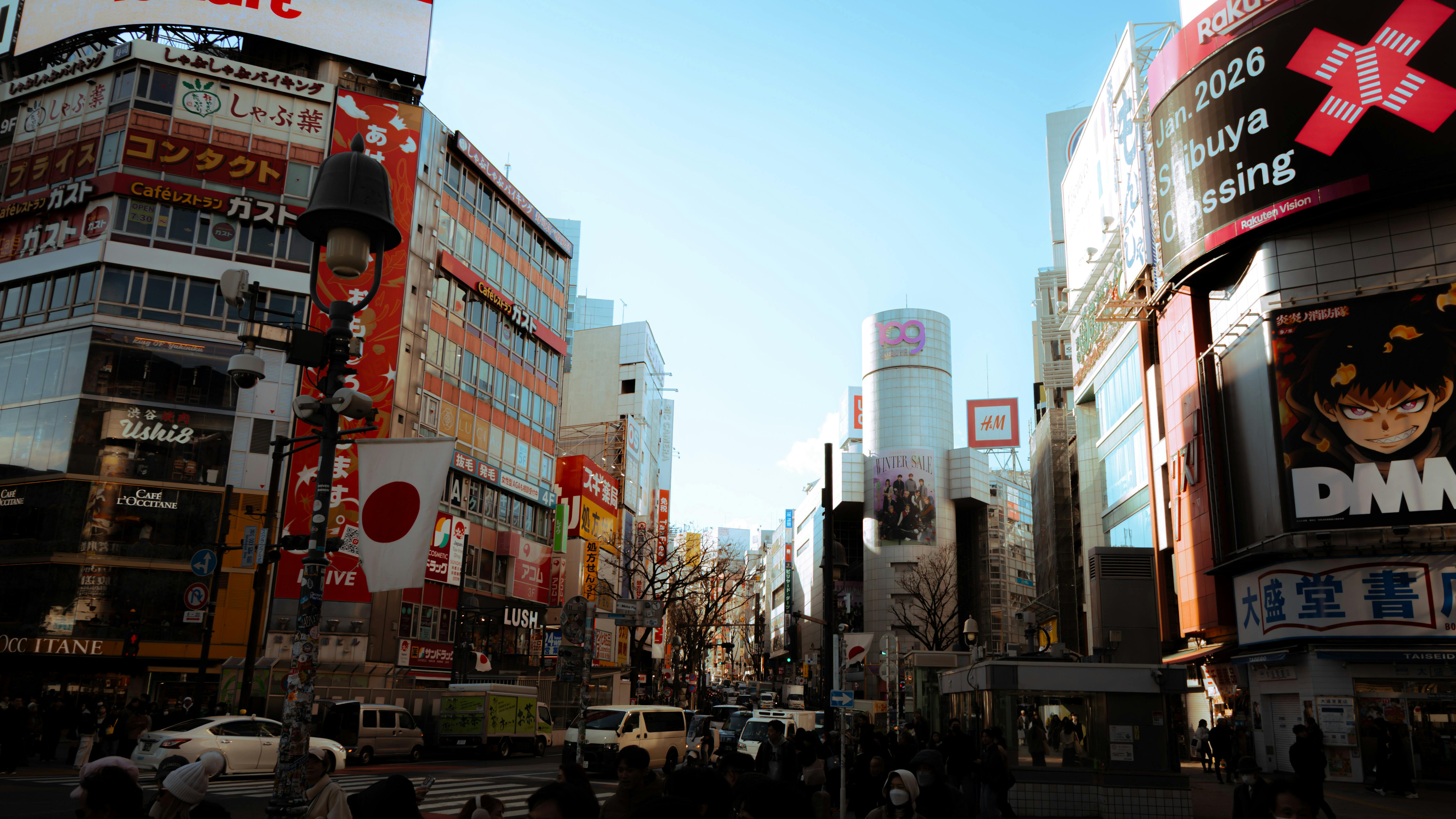 Cruzamento Movimentado De Shibuya, Tóquio, Durante O Dia. · Foto ...