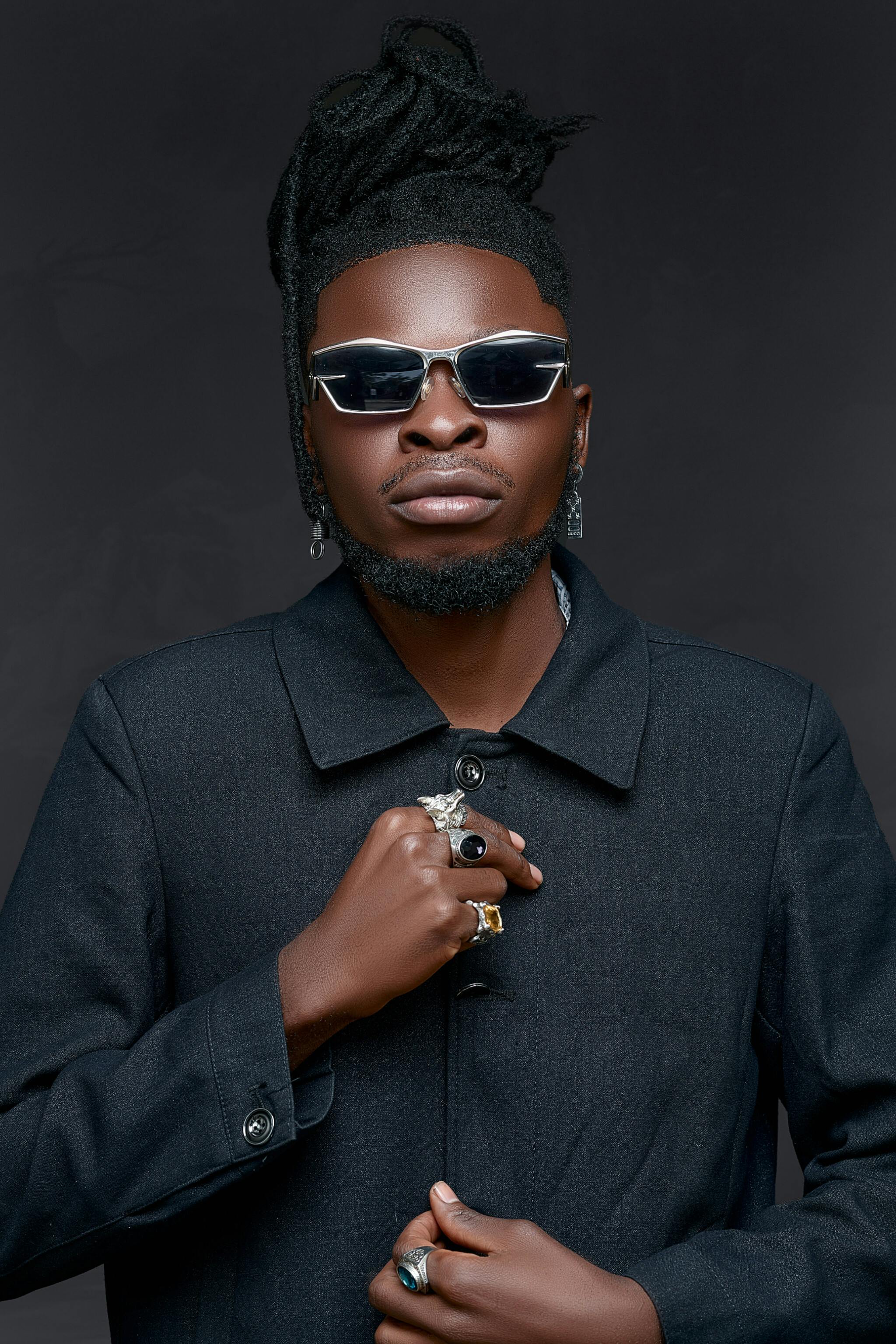 649.022+ Fotos y Imágenes de Raritan+elegance+toilet Gratis · Banco de ...