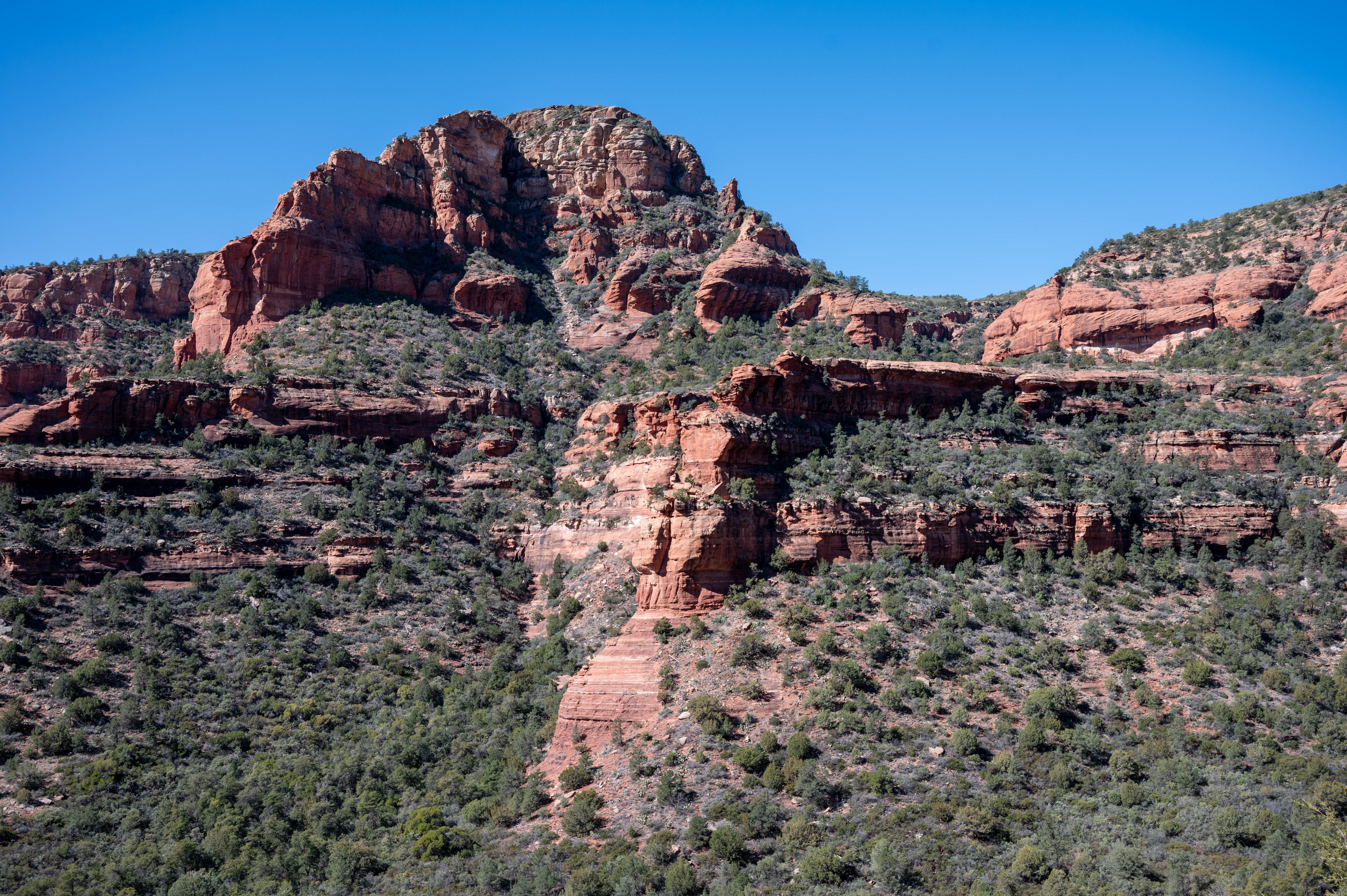 Majestic Red Rock Formation in Sedona, Arizona · Free Stock Photo