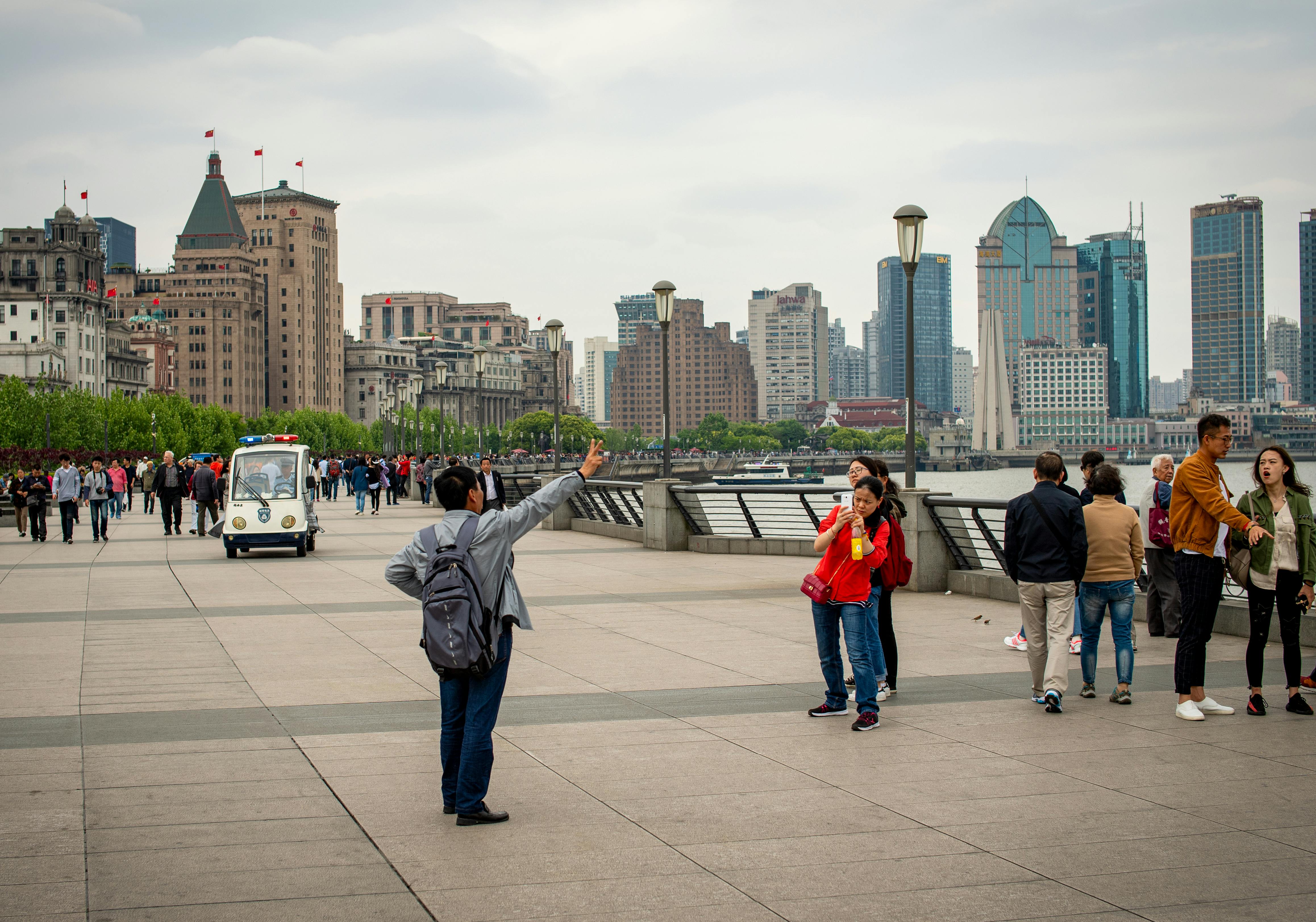 The Bund in Shanghai with Tourists and Skyline · Free Stock Photo