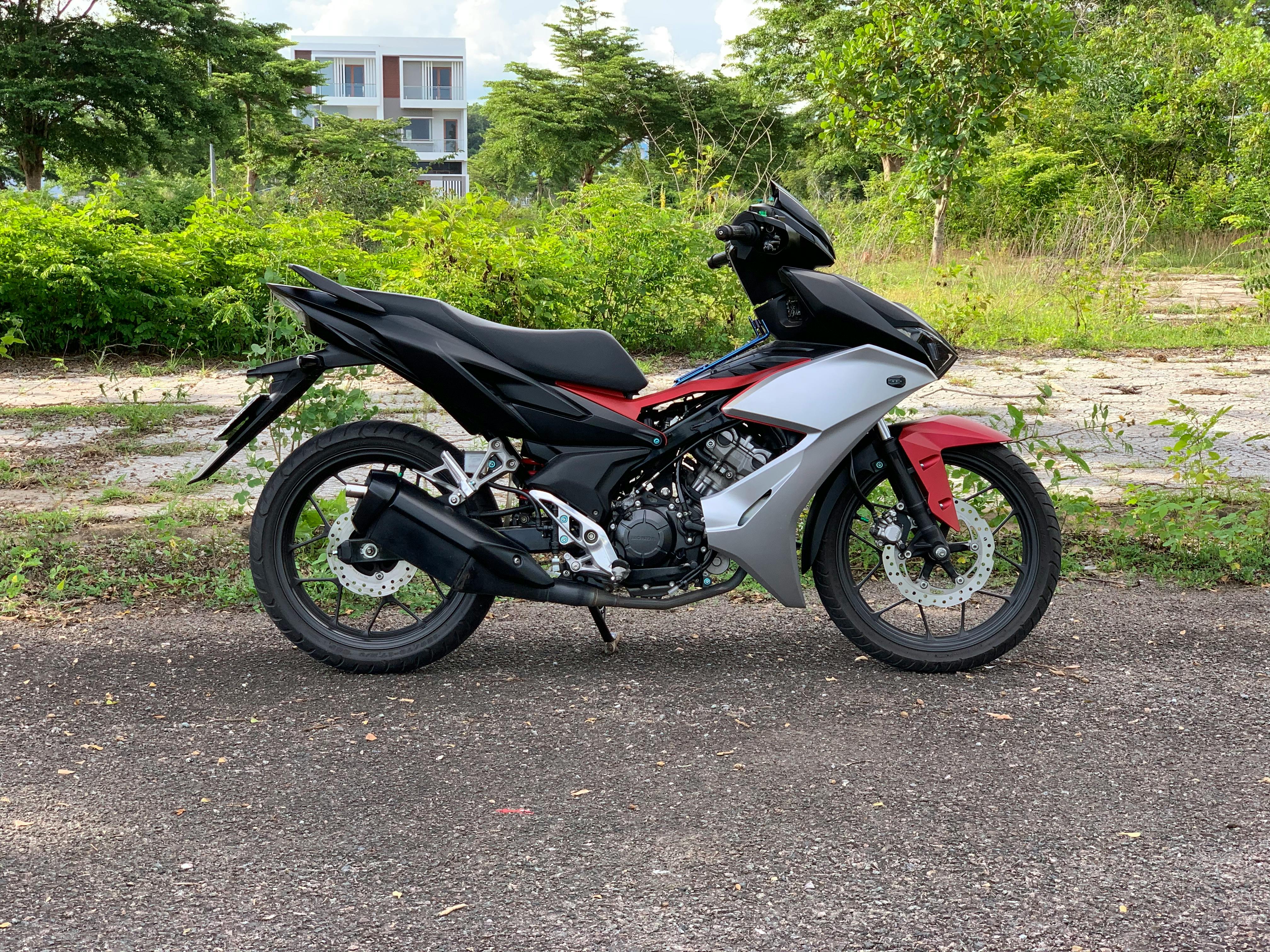 Car+Driving+Companies Photos, Download The BEST Free Car+Driving ...