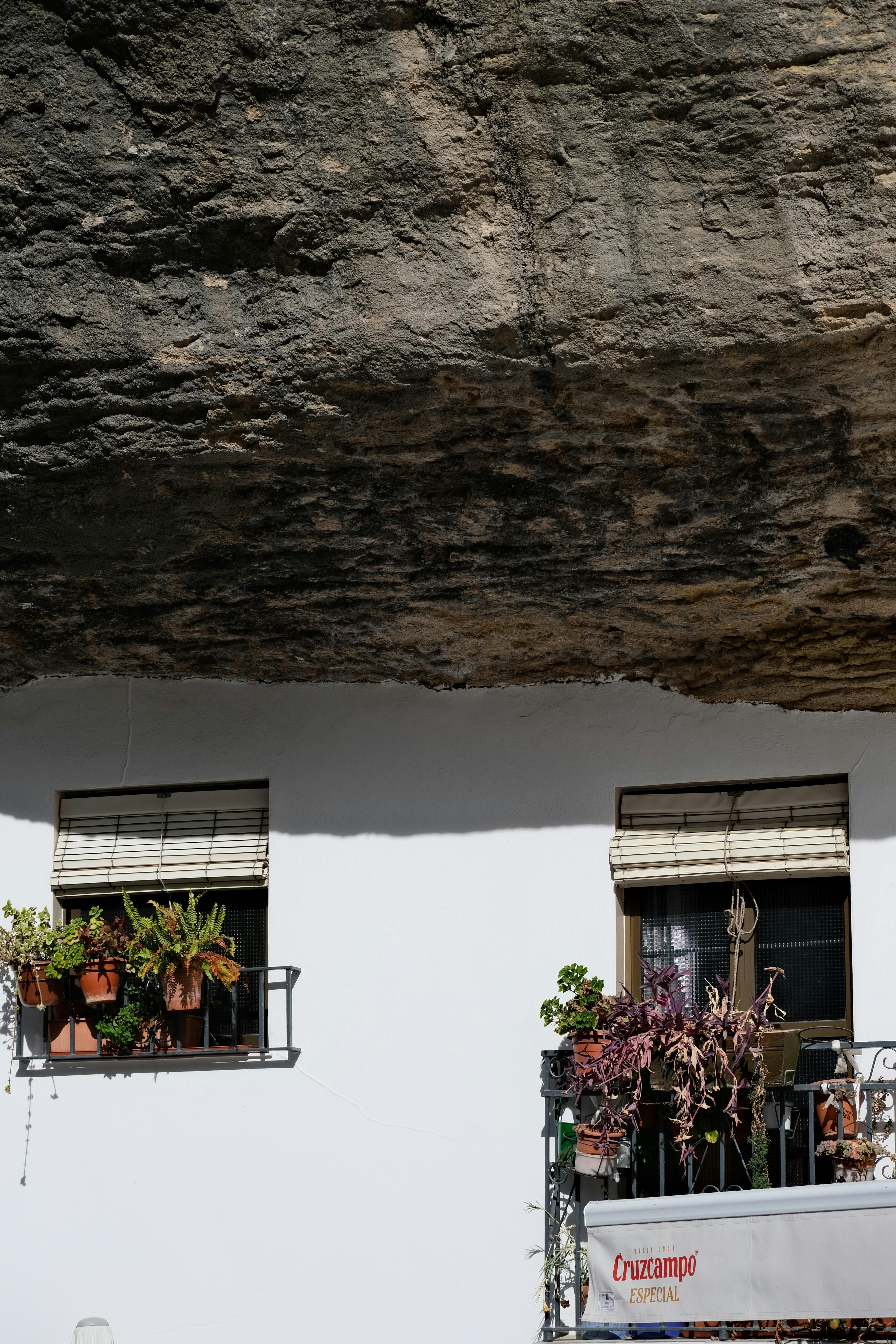 Unique Rock-Covered House in Setenil de las Bodegas · Free Stock Photo