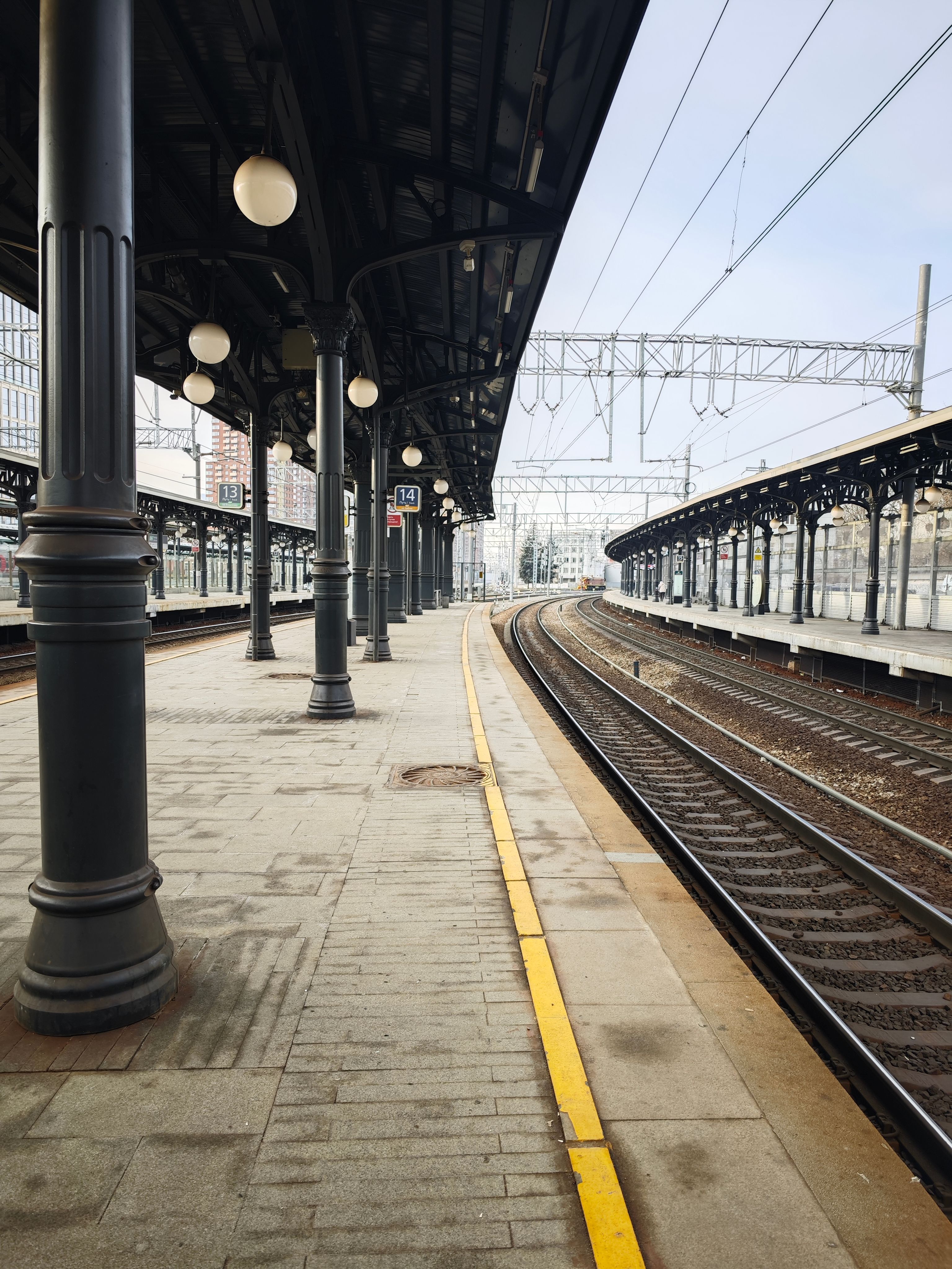 Platform Photos, Download The BEST Free Platform Stock Photos & HD Images